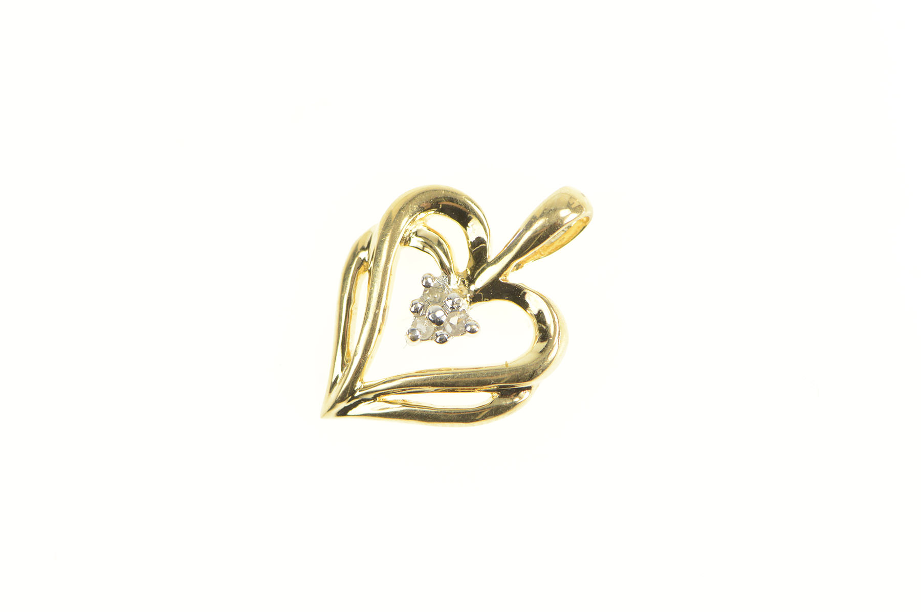 10K Diamond Cluster Heart Love Symbol Classic Yellow Gold Pendant ...