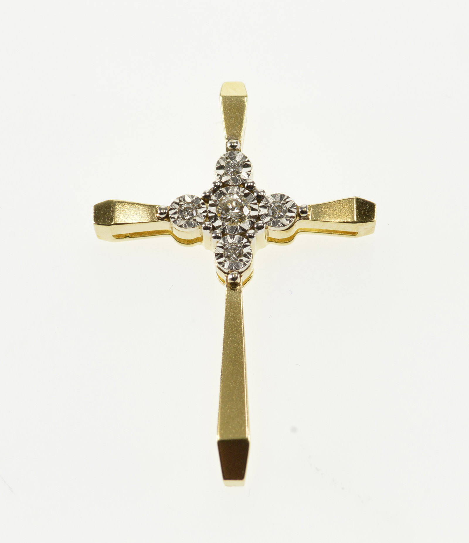 10K Diamond Cluster Inset Cross Christian Symbol Yellow Gold Pendant ...