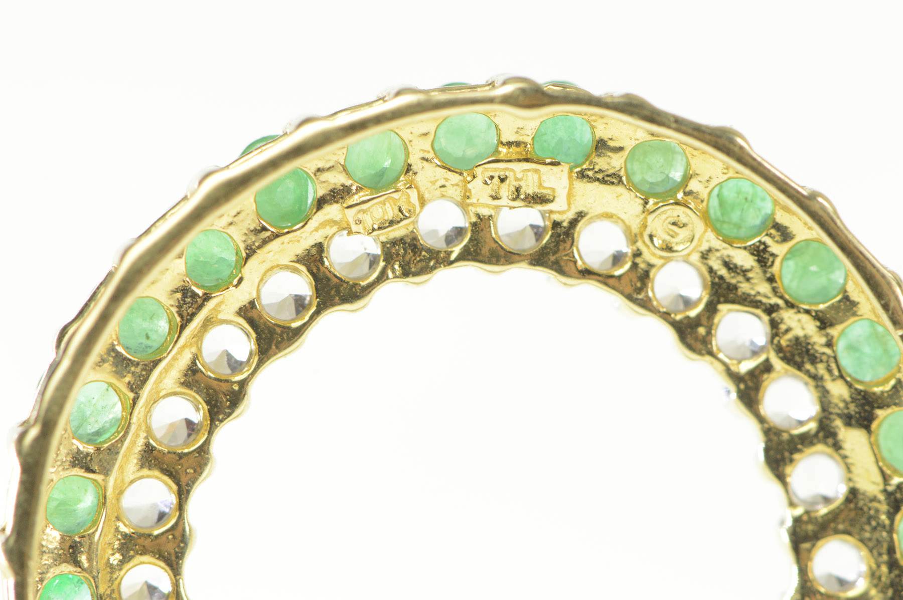 10K Diamond Emerald Circle Halo Journey Round Yellow Gold Pendant ...