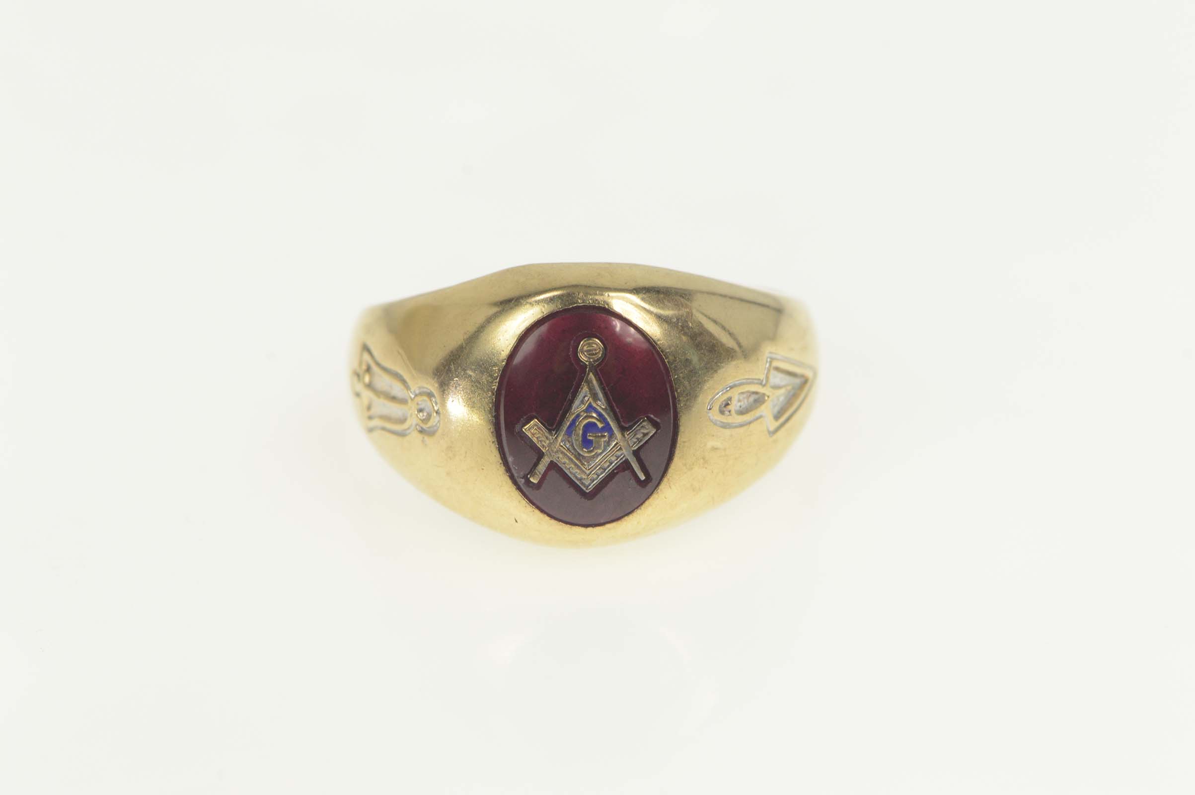 10K Masonic Etched Compass Square Syn. Ruby Yellow Gold Ring, Size 8.25 ...