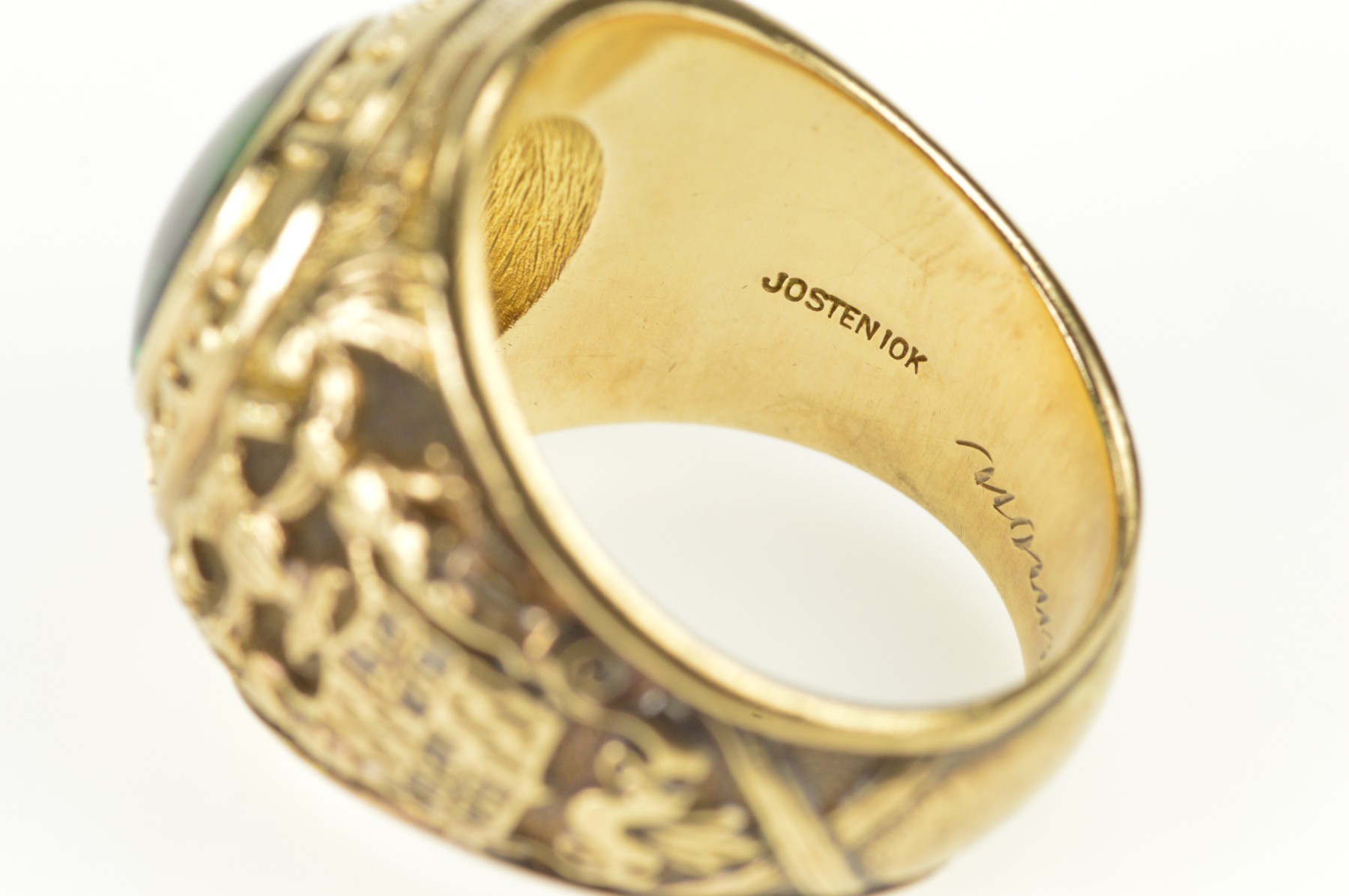 10K Ornate Loyola College 1959 Class Yellow Gold Ring, Size 7.75 ...