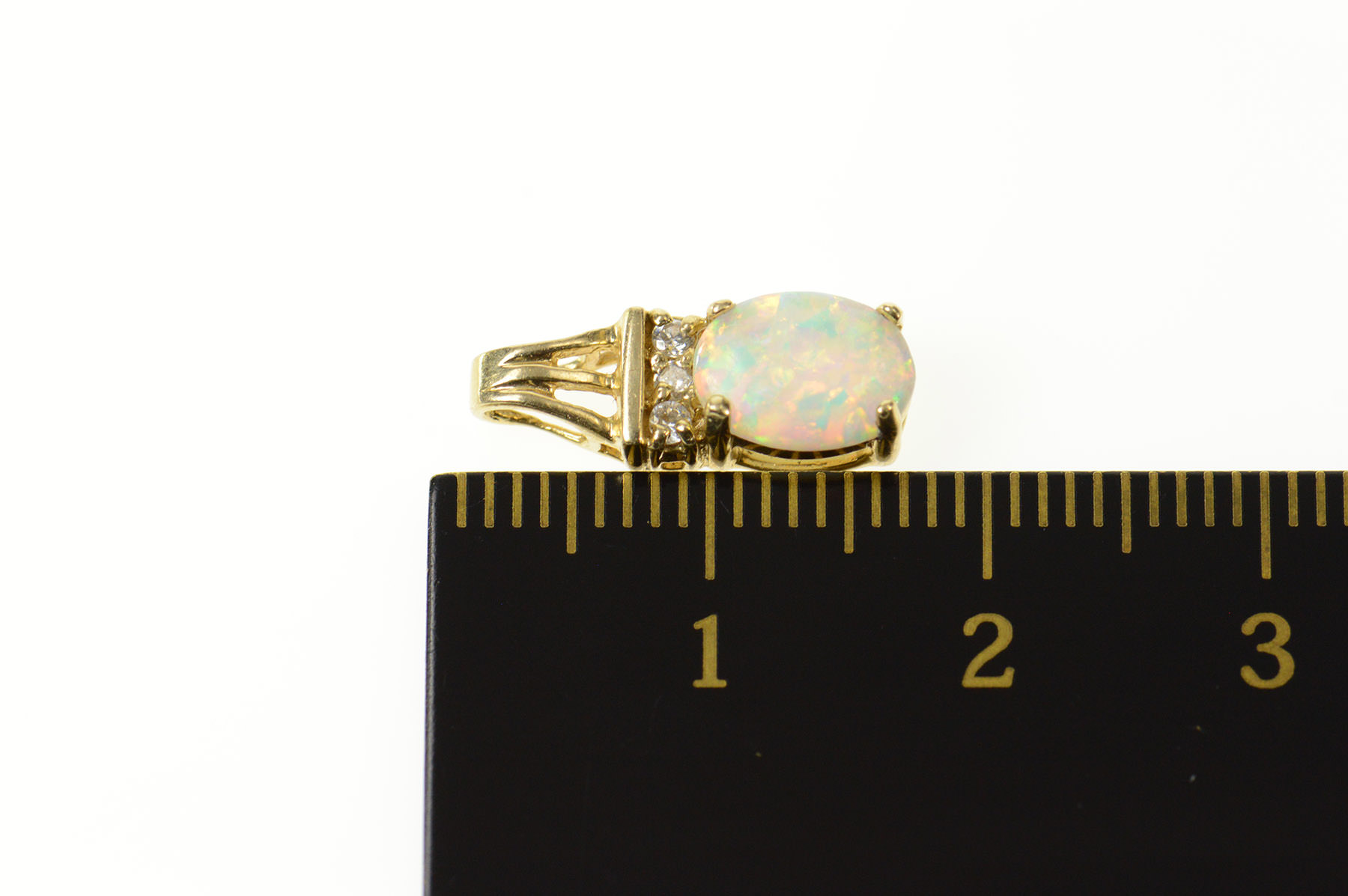 10K Oval Syn. Opal CZ Accent Statement Yellow Gold Pendant | Property Room