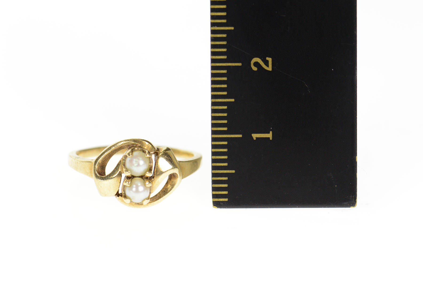 10K Retro Pearl Inset Knot Loop Design Yellow Gold Ring, Size 6 ...