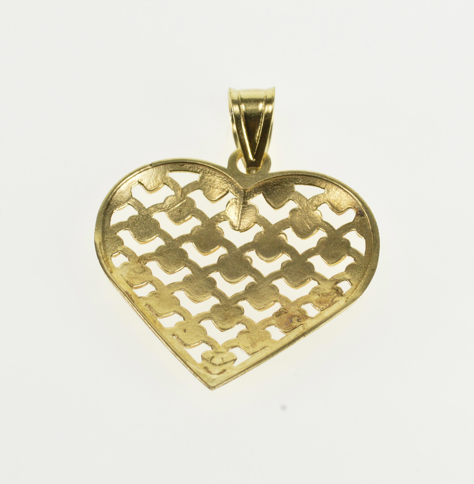 10K Rounded Diamond Cut Lattice Design Heart Yellow Gold Pendant ...