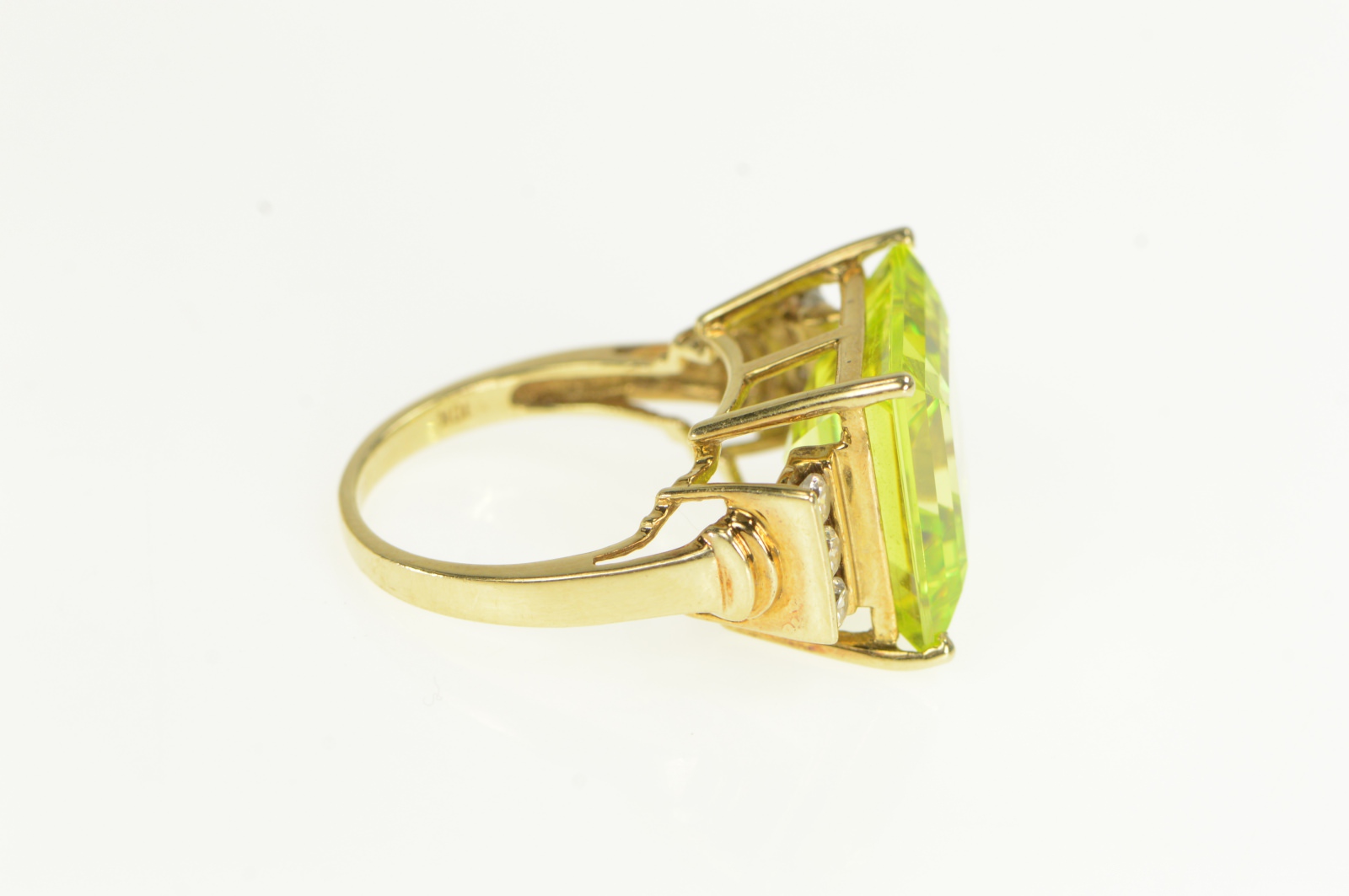 10K Simulated Peridot CZ Fashion Statement Yellow Gold Ring, Size 7.25 ...