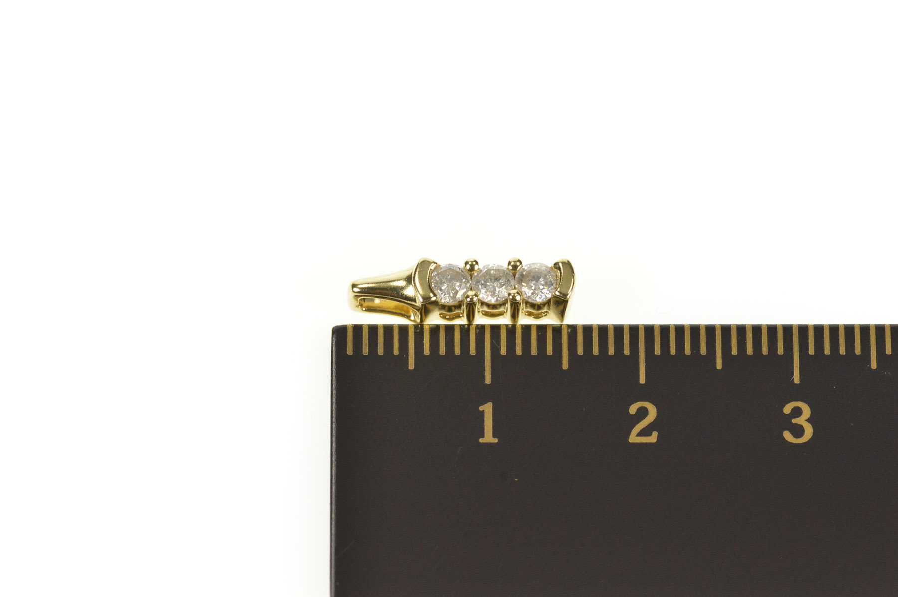 10K Tiered Diamond Inset Bar Classic Yellow Gold Pendant | Property Room