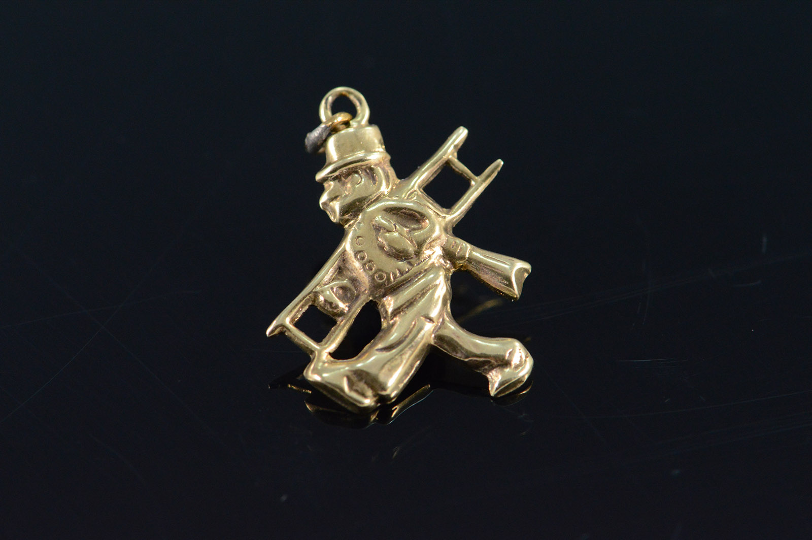 10K Vintage Fireman Yellow Gold Charm/Pendant | Property Room