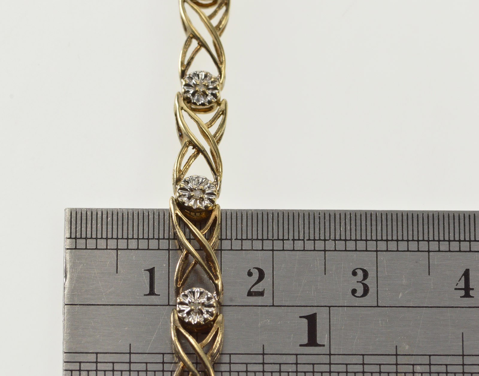 10k Xo Link Hugs And Kisses Diamond Inset Tennis Yellow Gold Bracelet 7