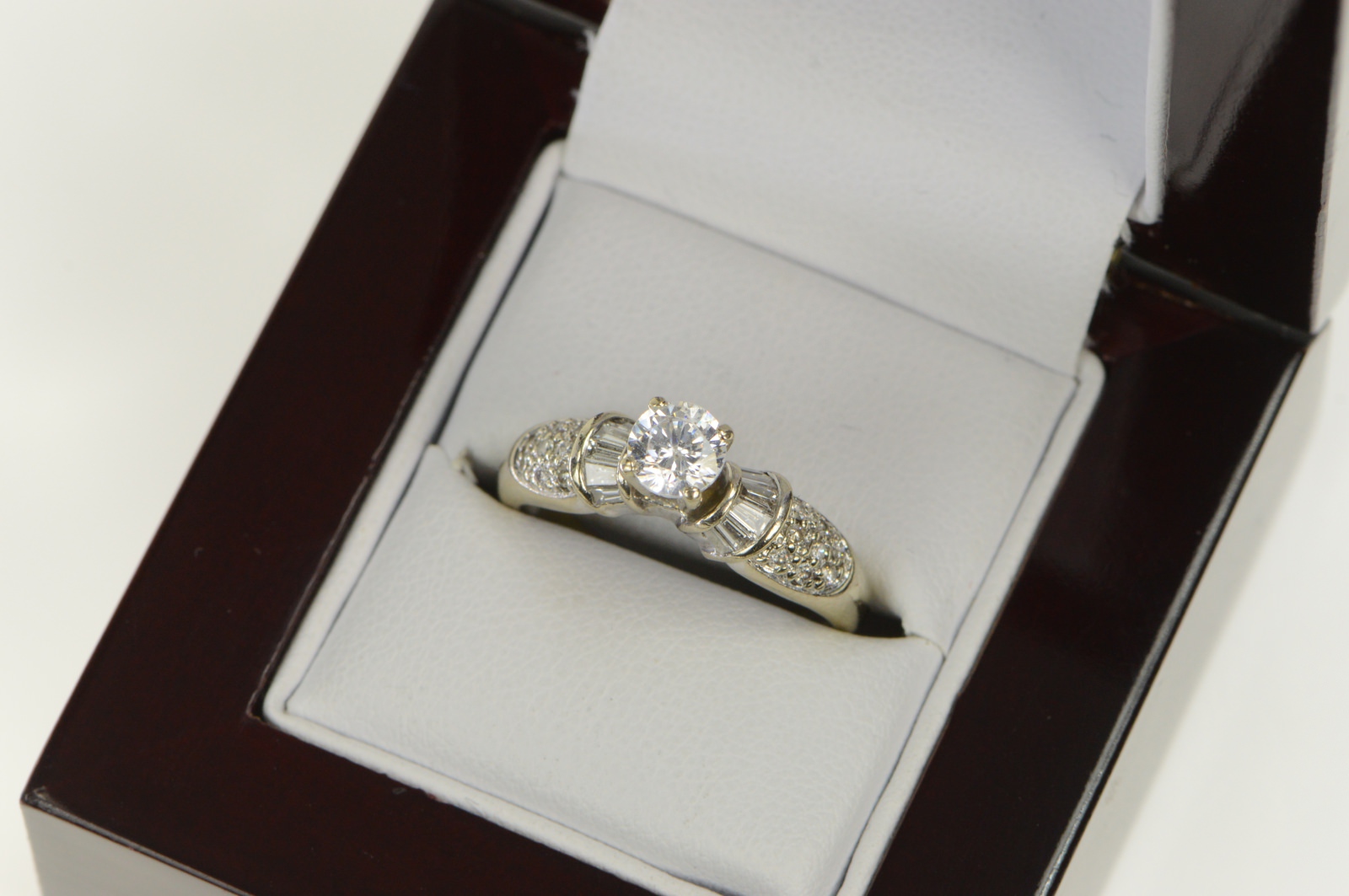 14K 0.71 Ctw Diamond CZ Center Travel Engagement White Gold Ring, Size ...