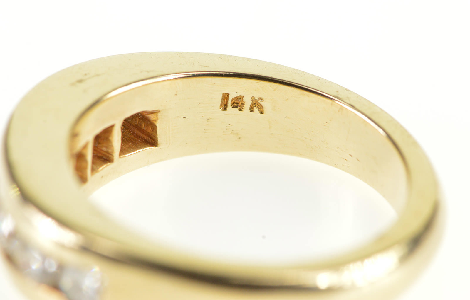 14K 0.84 Ctw Diamond Channel Inset Wedding Band Yellow Gold Ring, Size ...