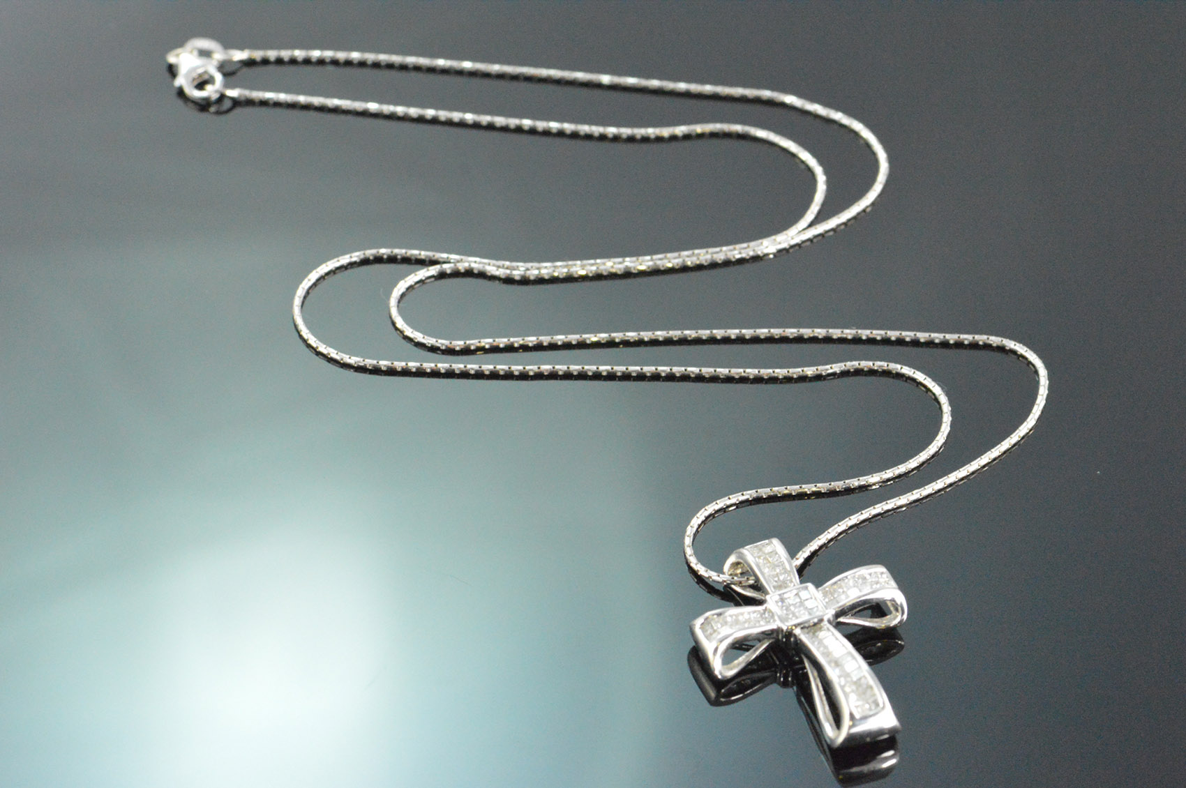 14K 1.00 Ctw Princess Cut Invisible Set Cross Pendant Link White Gold ...