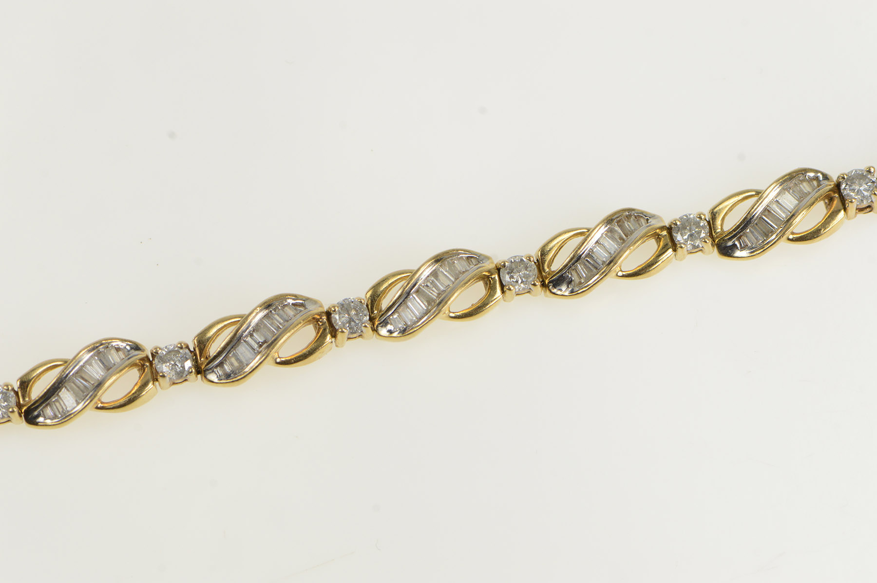 14K 3.41 Ctw Diamond Wavy Infinity Link Tennis Yellow Gold Bracelet 7.5 ...