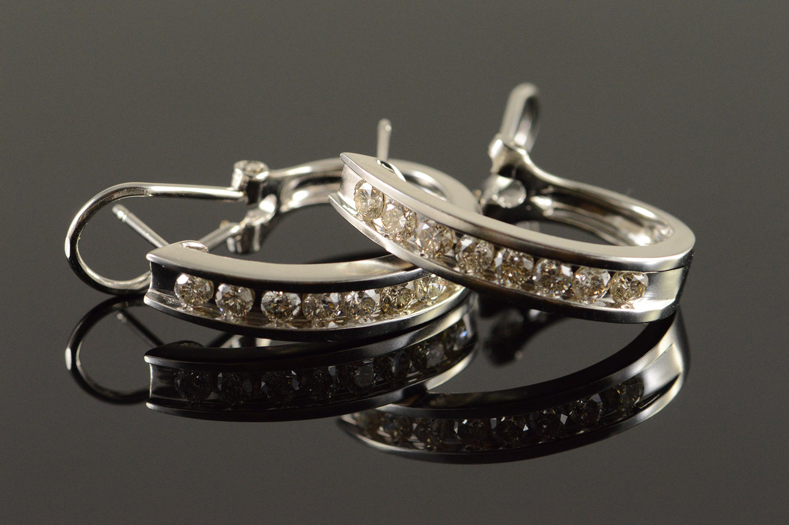 14K 5.7g 0.75 CTW Diamond Channel Set Half Hoop Omega Back White Gold ...