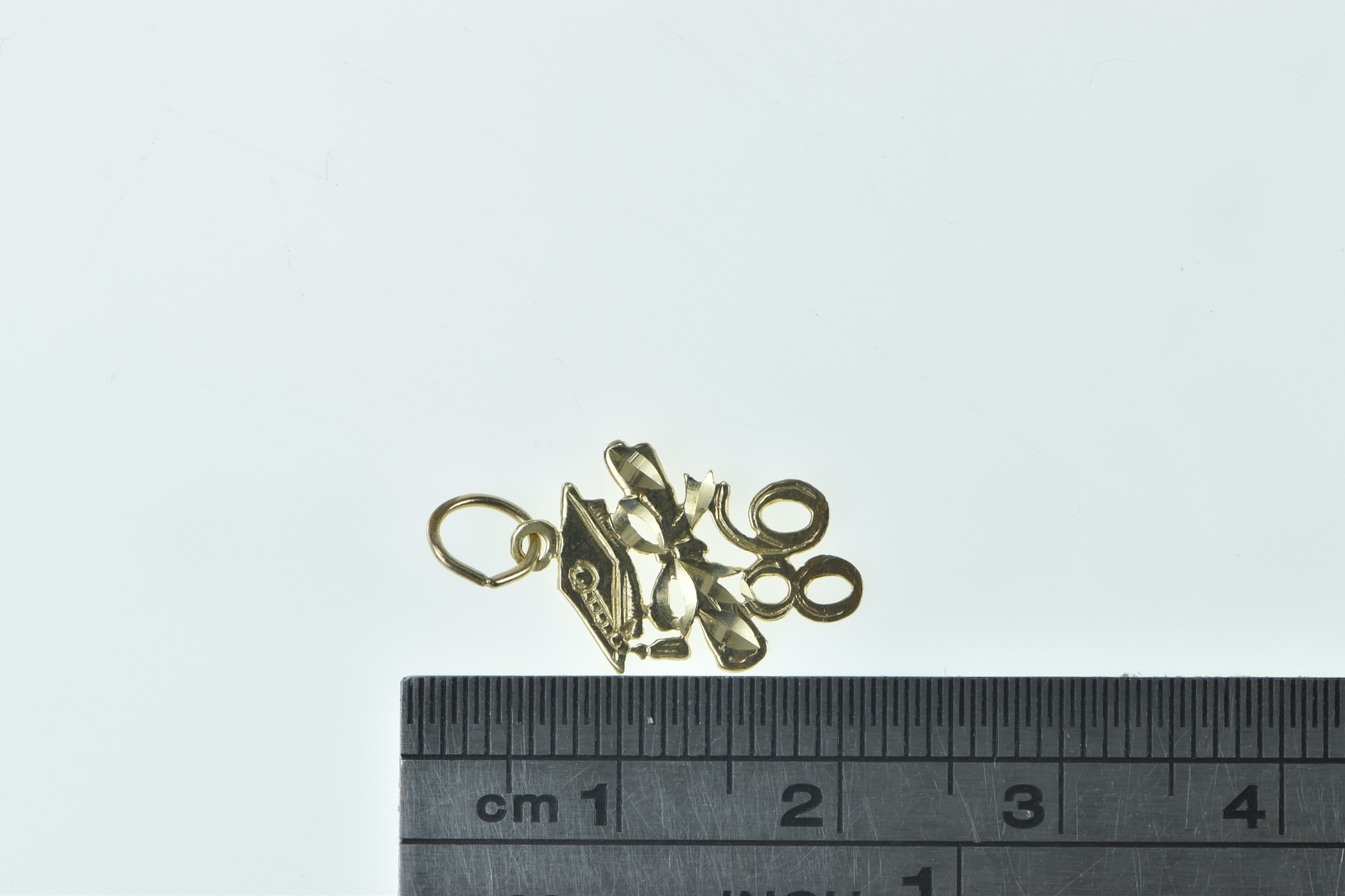 14K 86 Diploma Graduation Cape Graduate Yellow Gold Charm/Pendant ...
