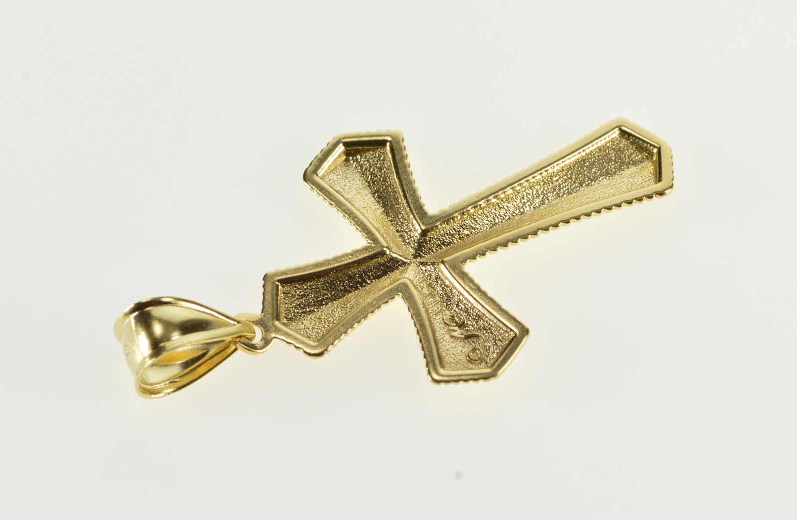 14K Curved Ridged Pattern Cross Christian Symbol Yellow Gold Pendant ...