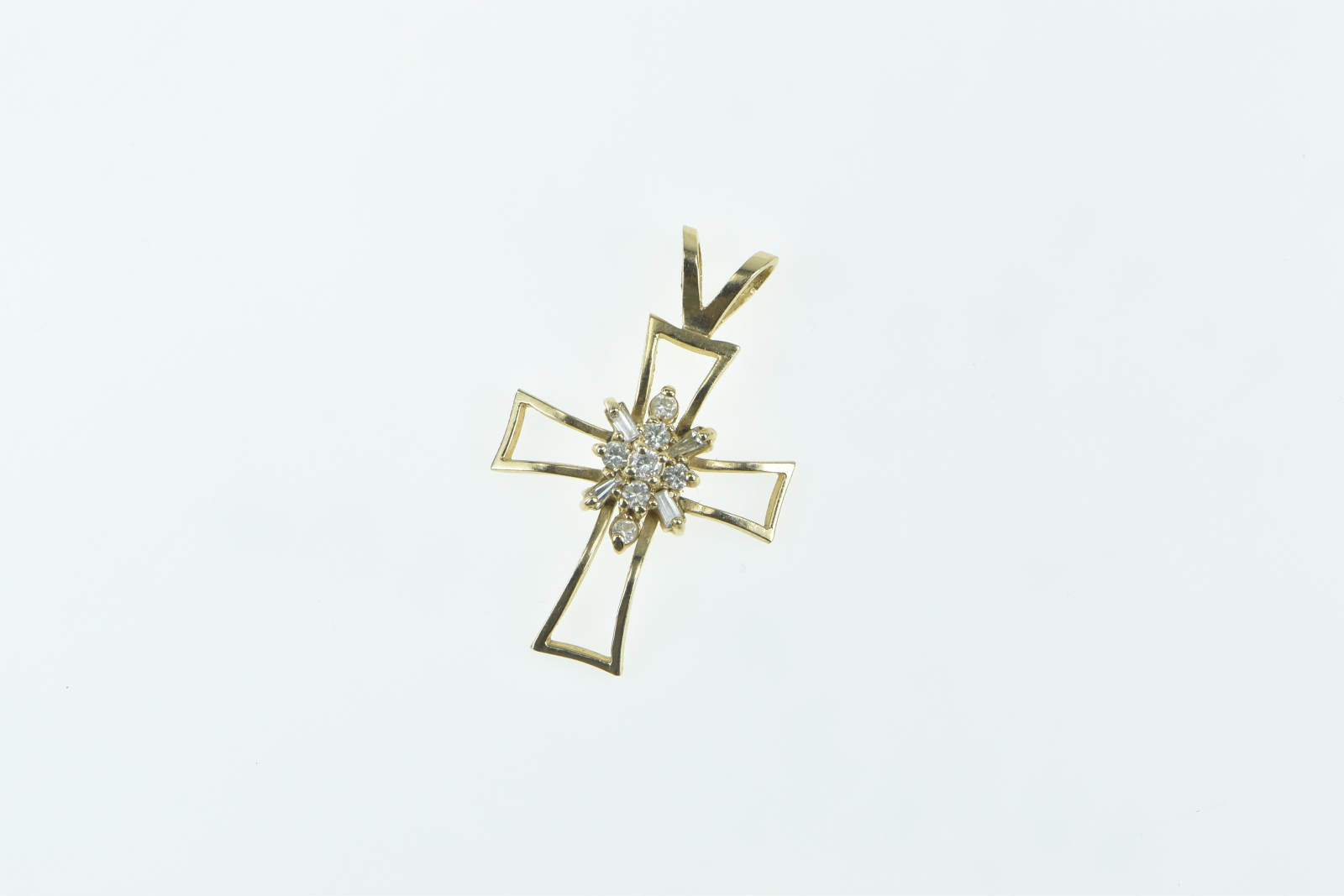 necklaces-pendants | Property Room