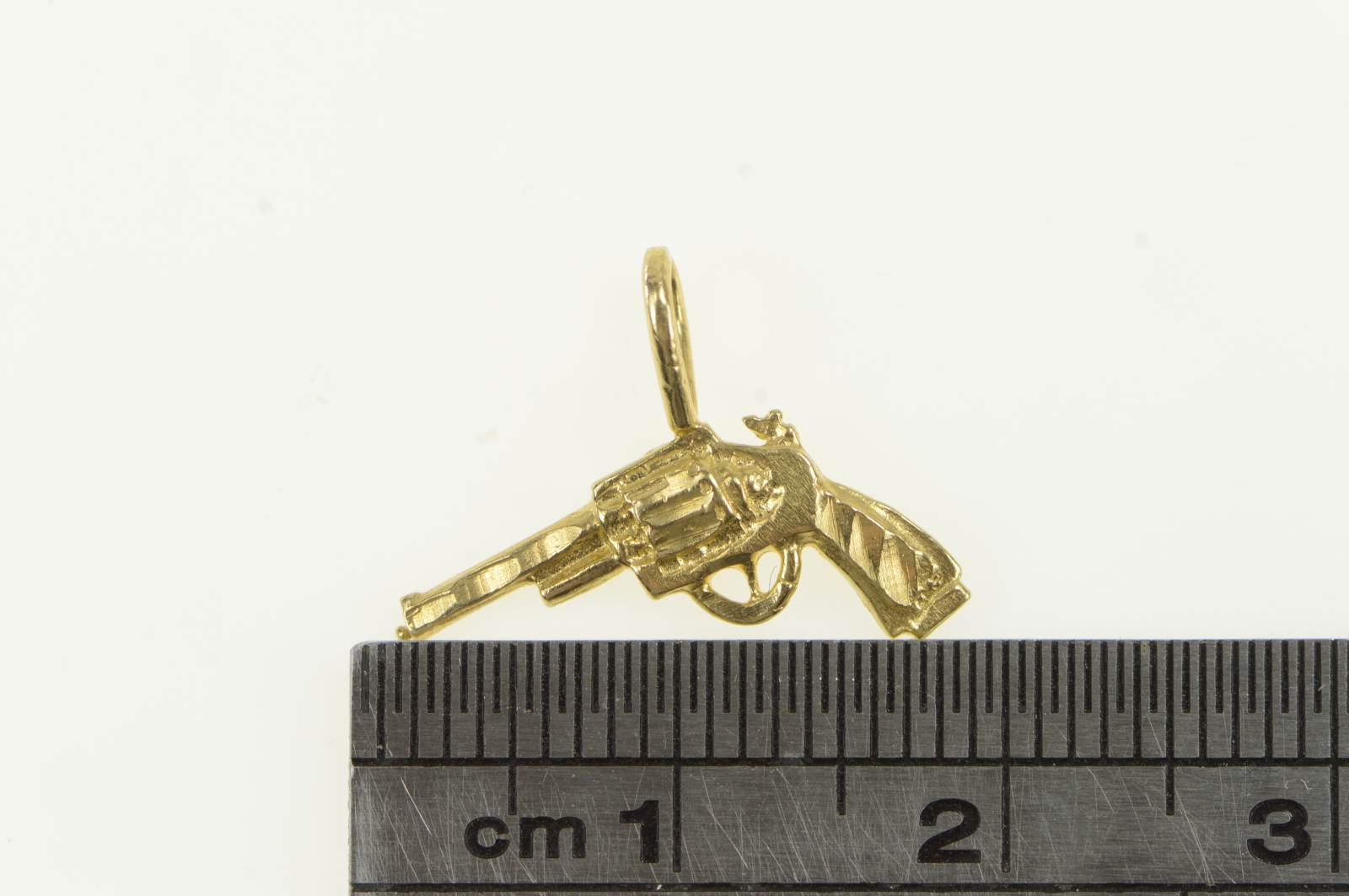 14K Diamond Cut Revolver Pistol Vintage Gun Yellow Gold Charm/Pendant ...