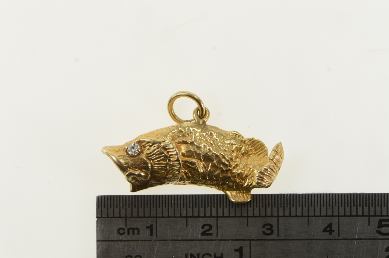 14K Diamond Eyed Large Mouth Bass Fishing Yellow Gold Charm/Pendant ...