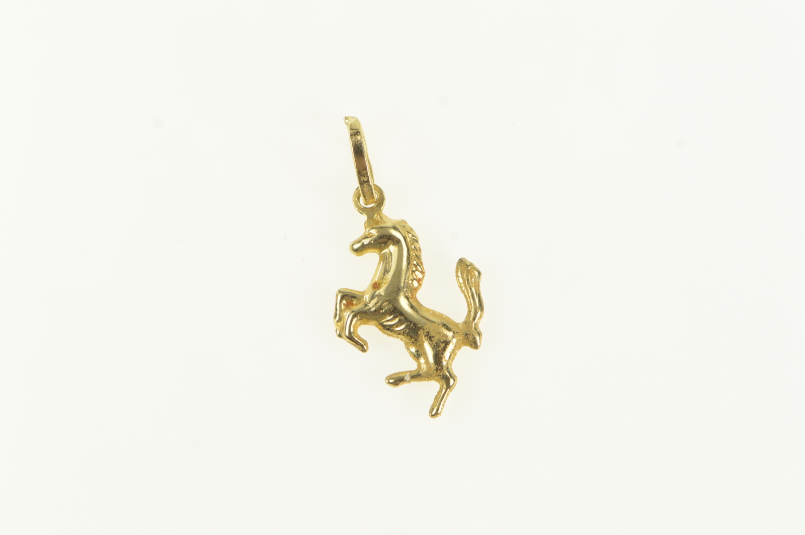 14K Ferrari Horse Symbol Luxury Car Logo Yellow Gold Pendant | Property ...