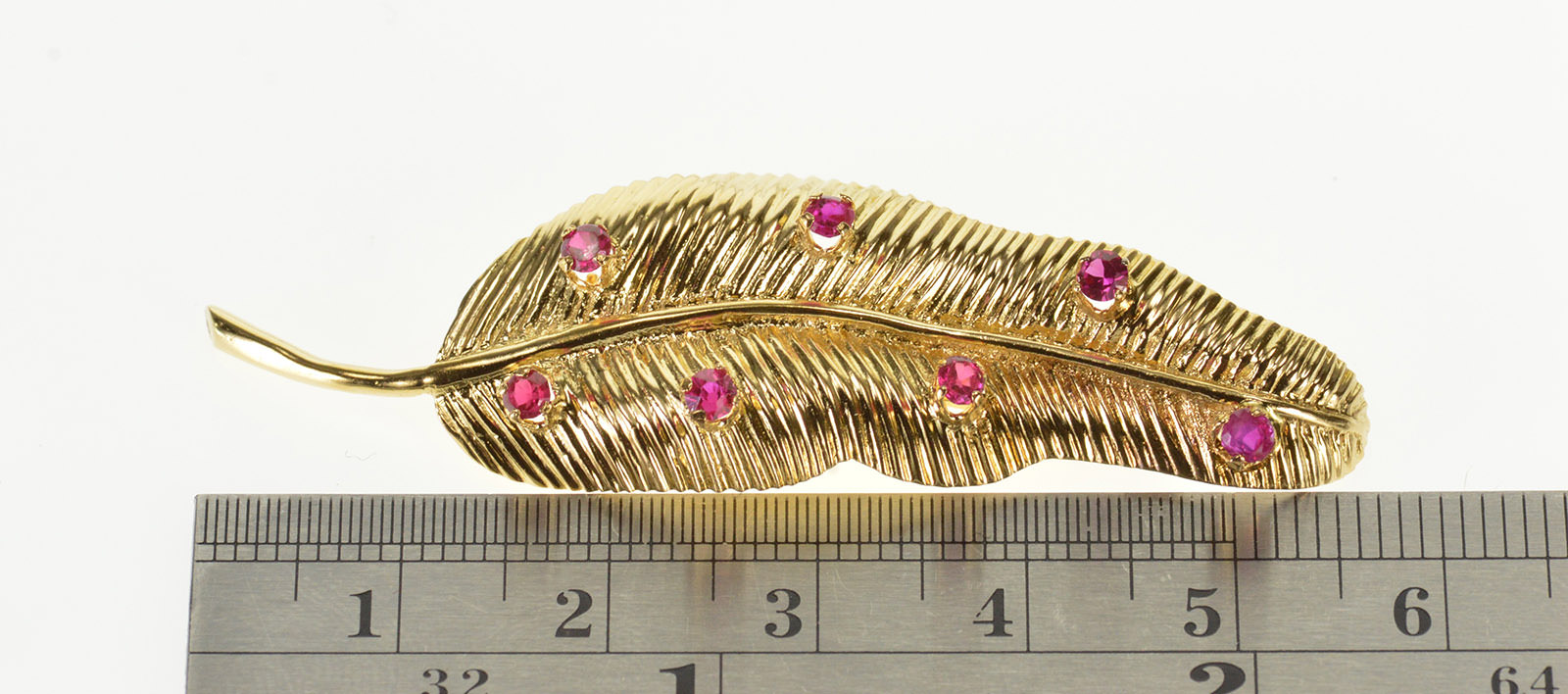 14K High Relief Grooved Leaf Ruby Inset Feather Yellow Gold Pin/Brooch ...