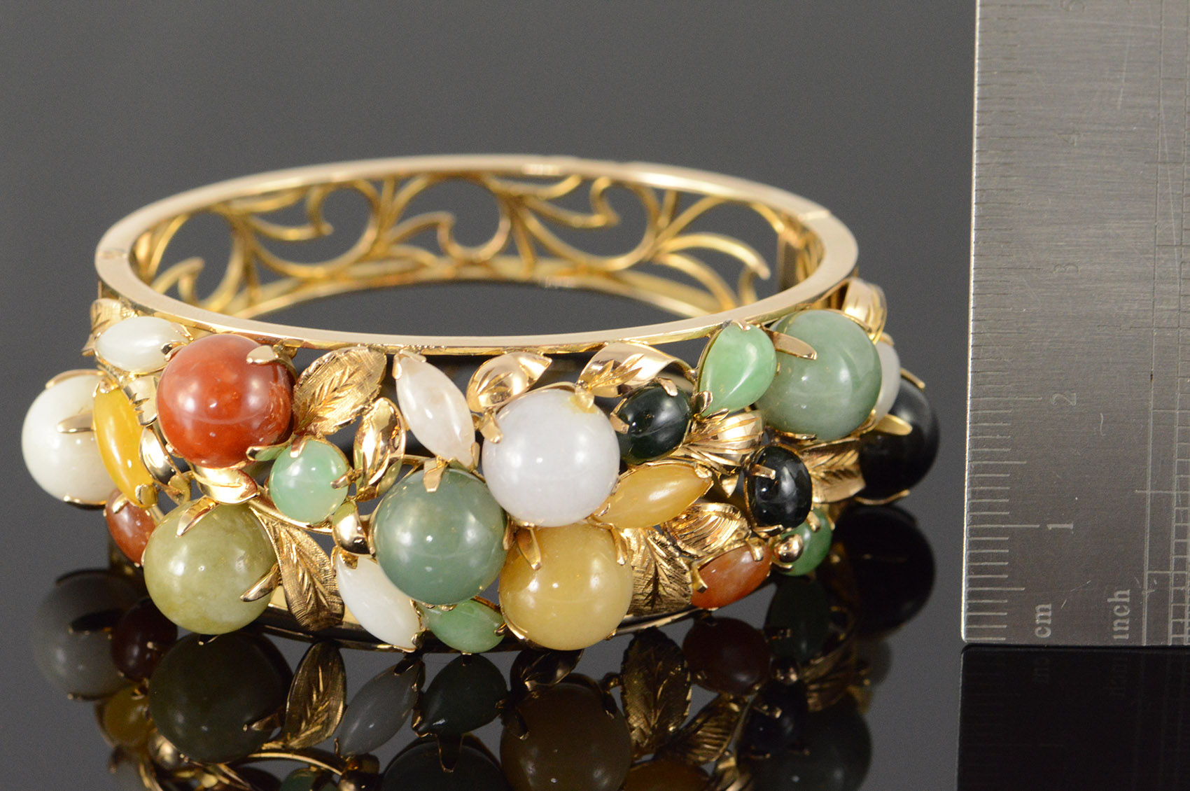 14K Multi Colored Jade Hinged Bangle Yellow Gold Bracelet | Property Room