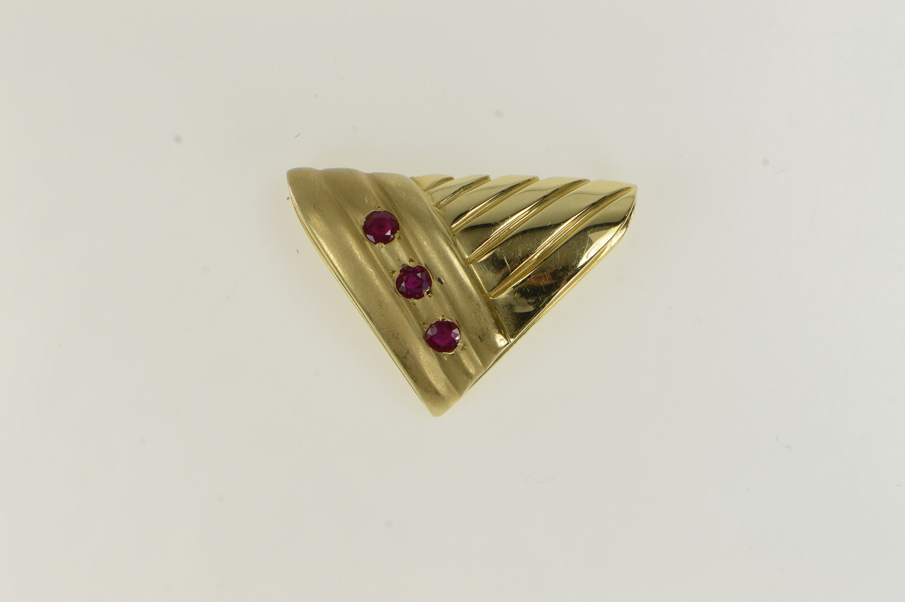 necklaces-pendants | Property Room