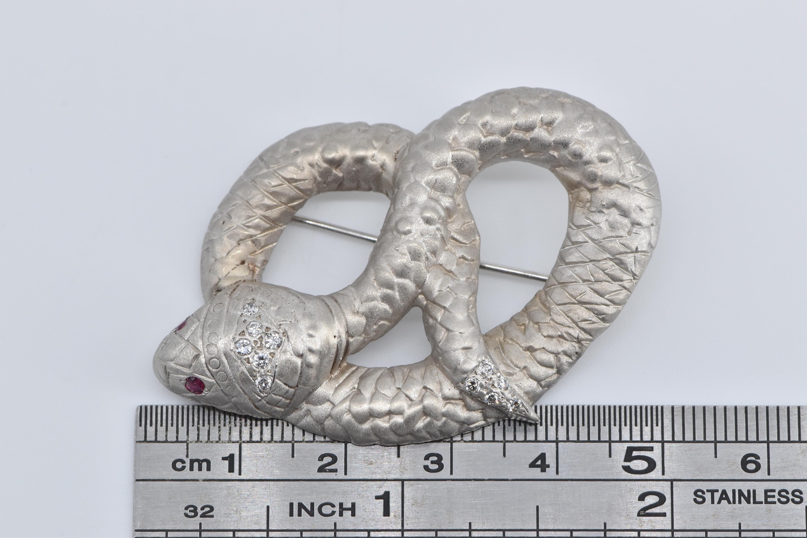 14K Ornate Natural Diamond Ruby Eye Snake Serpent White Gold Pin/Brooch ...