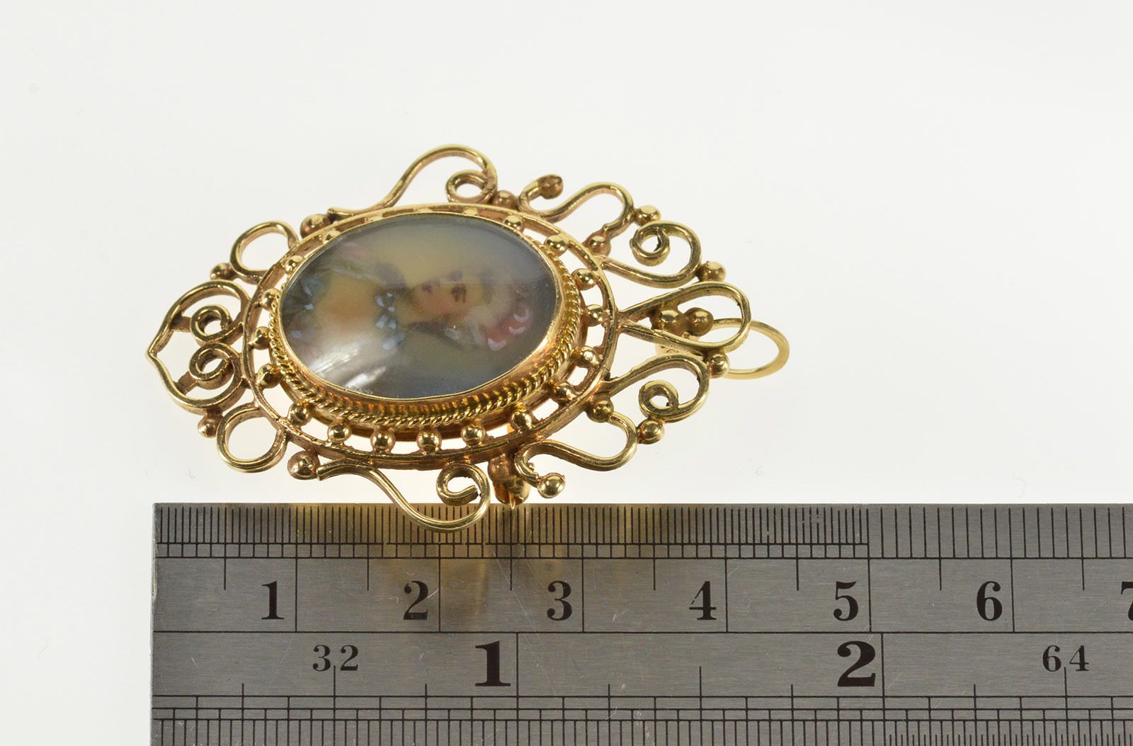 14K Ornate Painted Lady Oval Scroll Design Fancy Yellow Gold Pendant ...