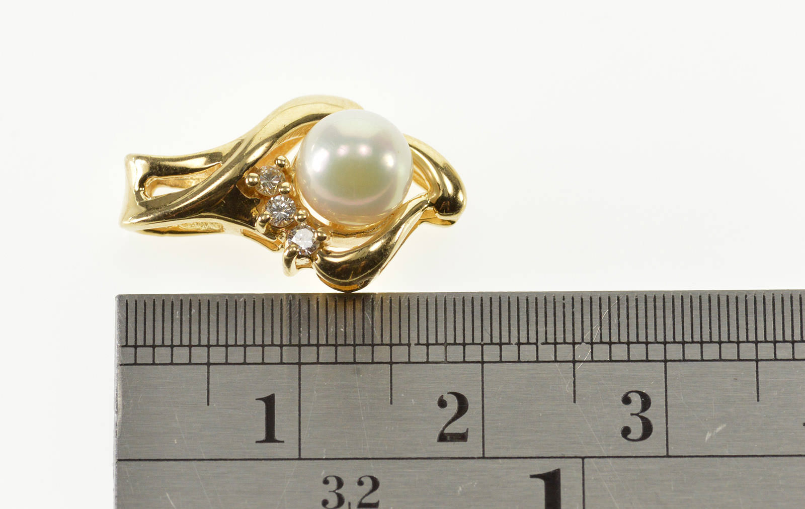 14K Pearl Inset Diamond Inset Wavy Twist Design Yellow Gold Pendant ...