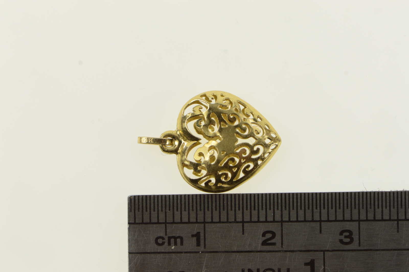 14K Puffy Filigree Heart Love Symbol Romantic Yellow Gold Charm/Pendant ...