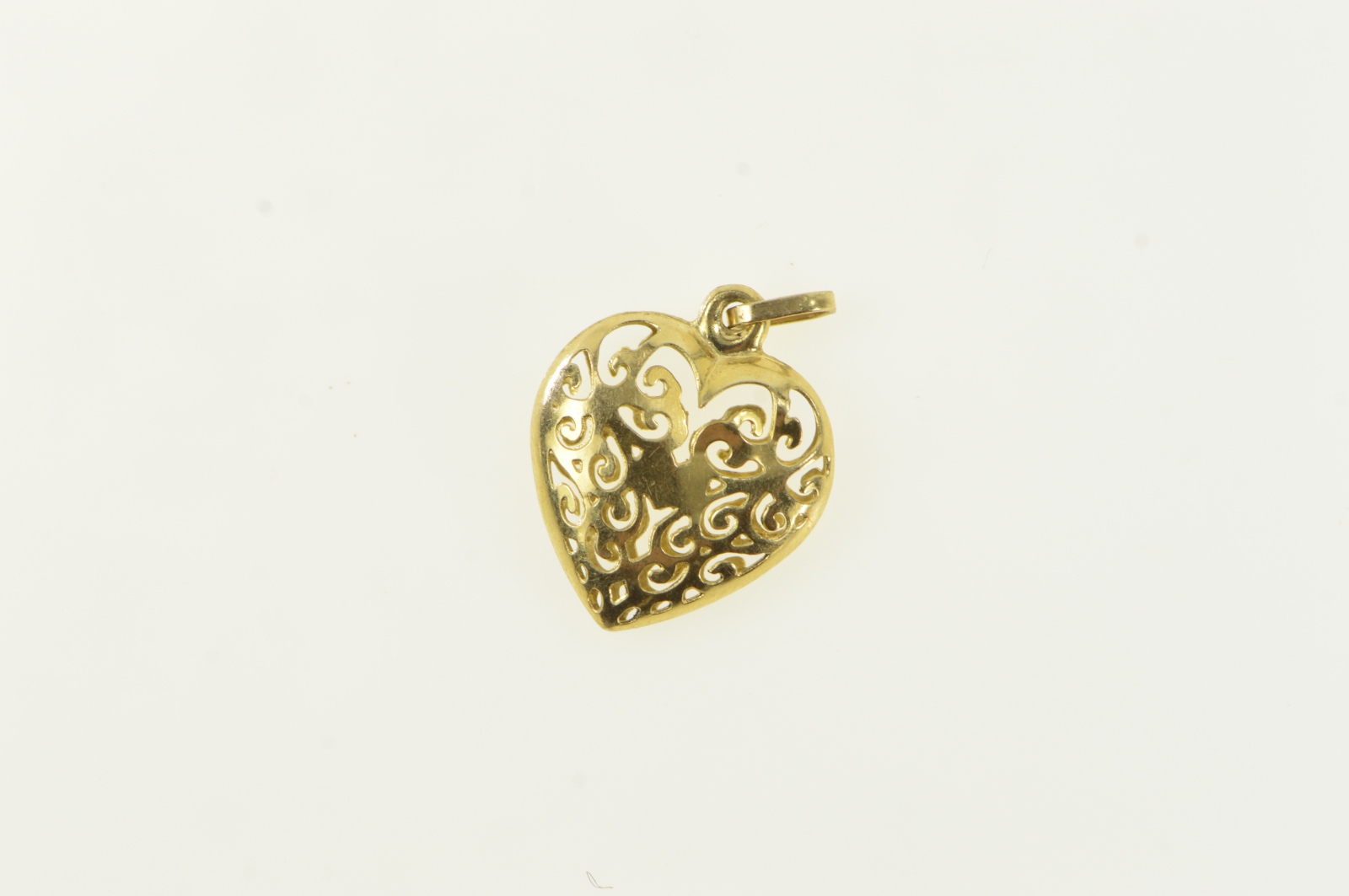 14K Puffy Filigree Heart Love Symbol Romantic Yellow Gold Charm/Pendant ...