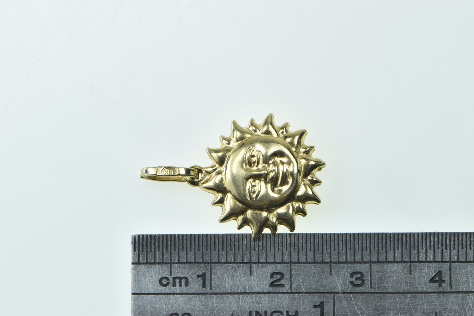 14K Sun Face Space Motif Astrology Star Sign Yellow Gold Charm/Pendant ...