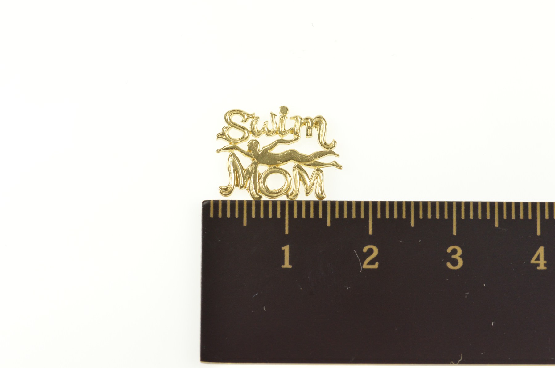 14K Swim Mom Word Swimmer Yellow Gold Charm/Pendant | Property Room