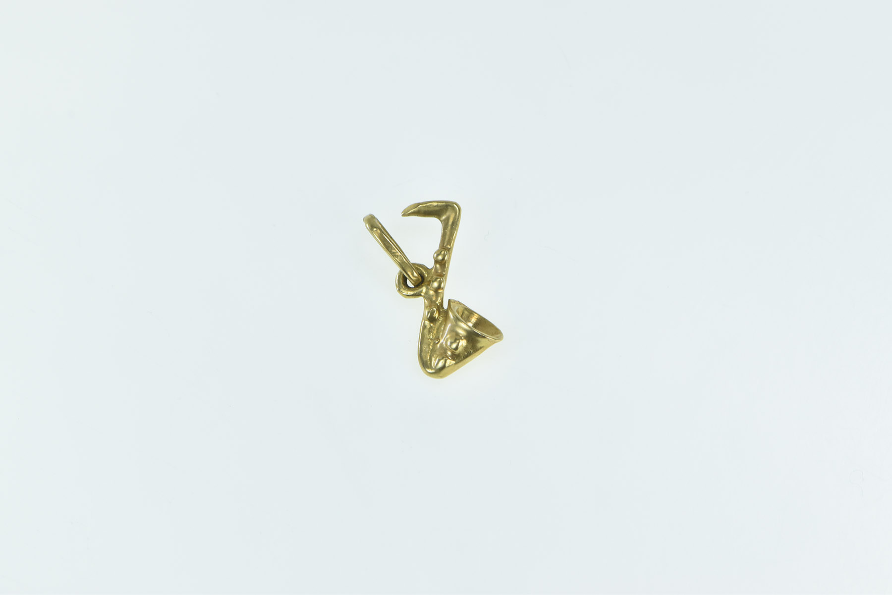 18K 3D Saxophone Musical Instrument Jazz Yellow Gold Charm/Pendant ...