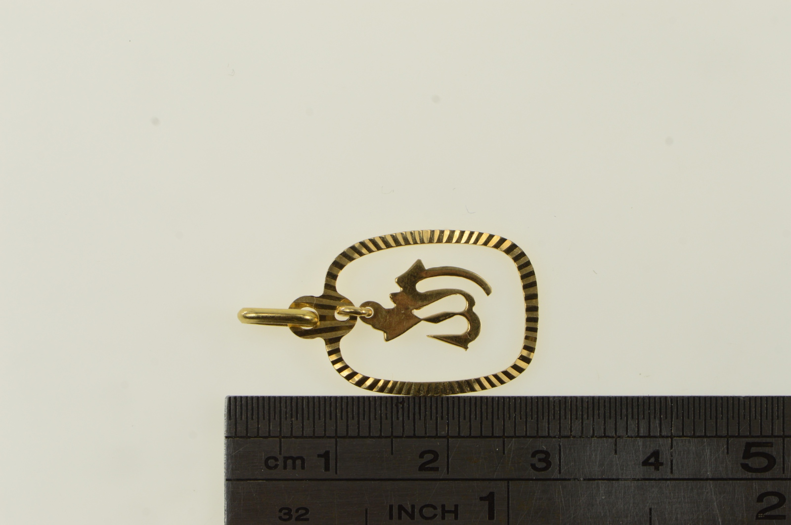 18K Allahu Akbar Arabic Islamic Dangle Yellow Gold Charm/Pendant ...
