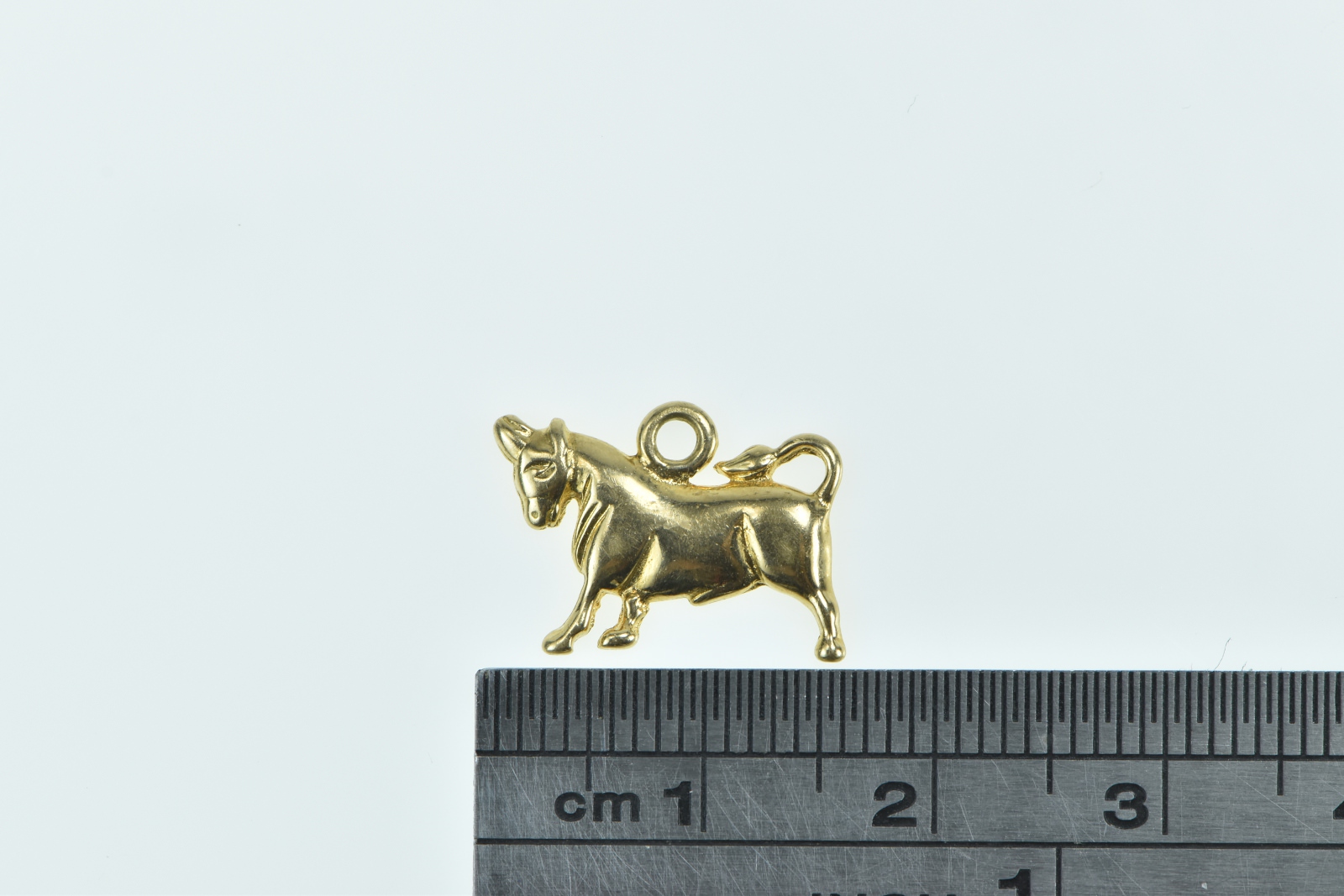 18K Bull Taurus Zodiac Symbol Star Sign Yellow Gold Charm/Pendant ...