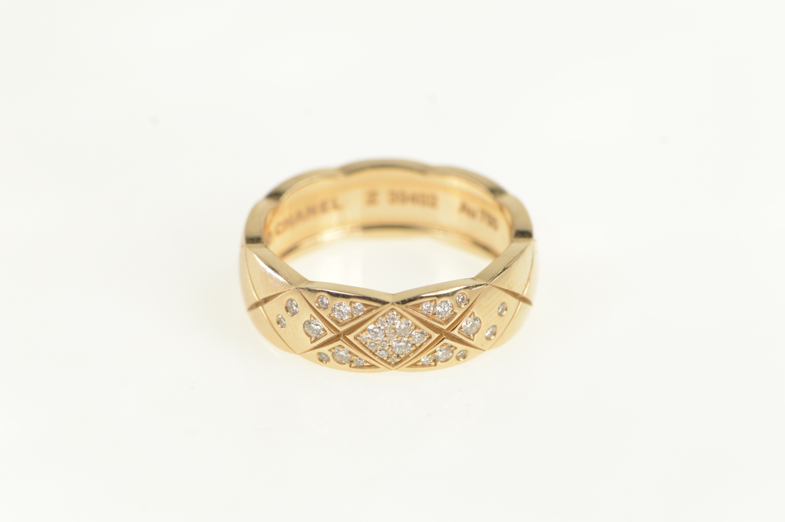 18K Chanel Coco Crush Diamond Checkered Yellow Gold Ring, Size 8.75 ...