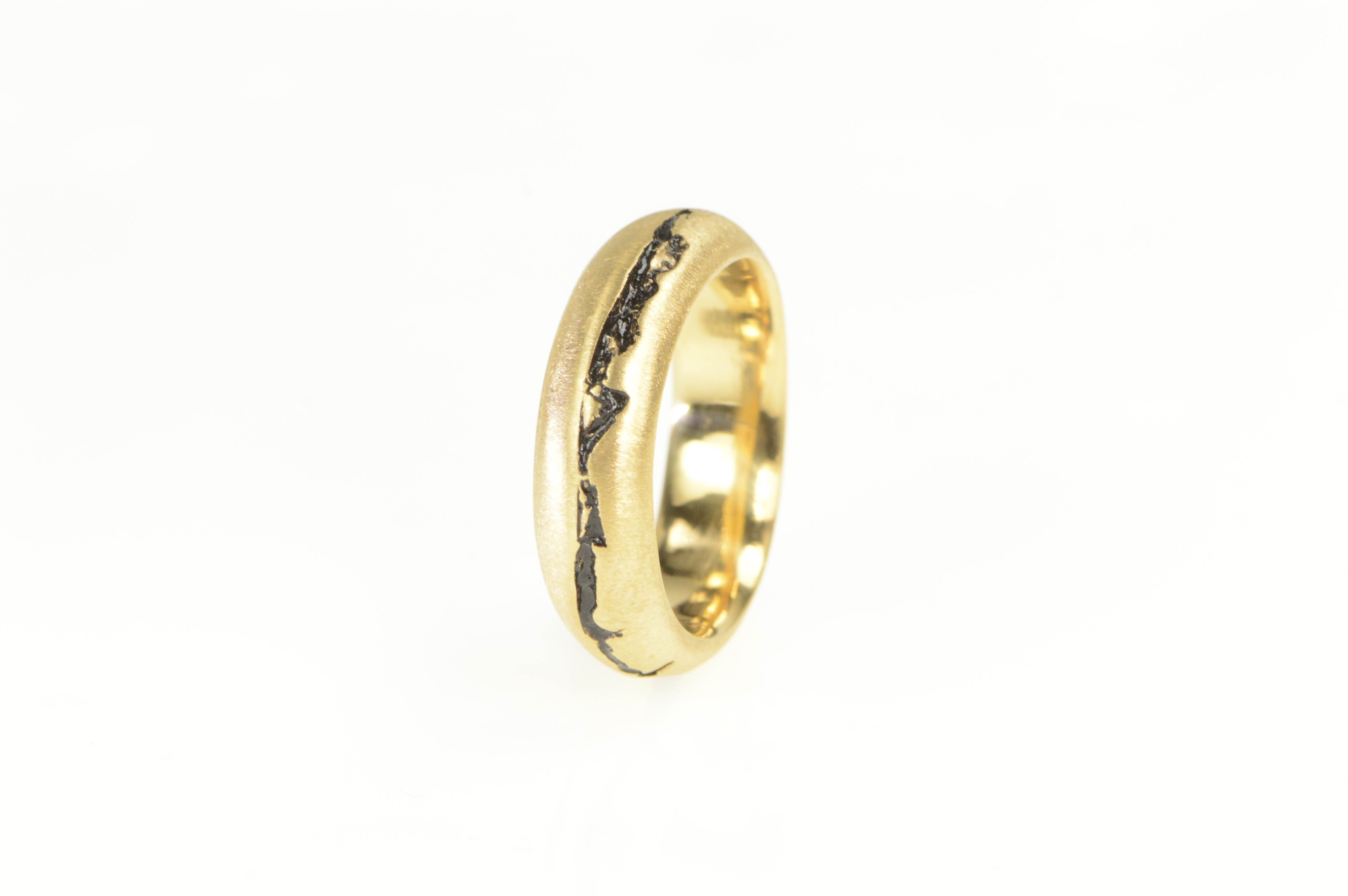 18K Douglas Zaruba Designer Fracture Wedding Yellow Gold Ring, Size 9. ...
