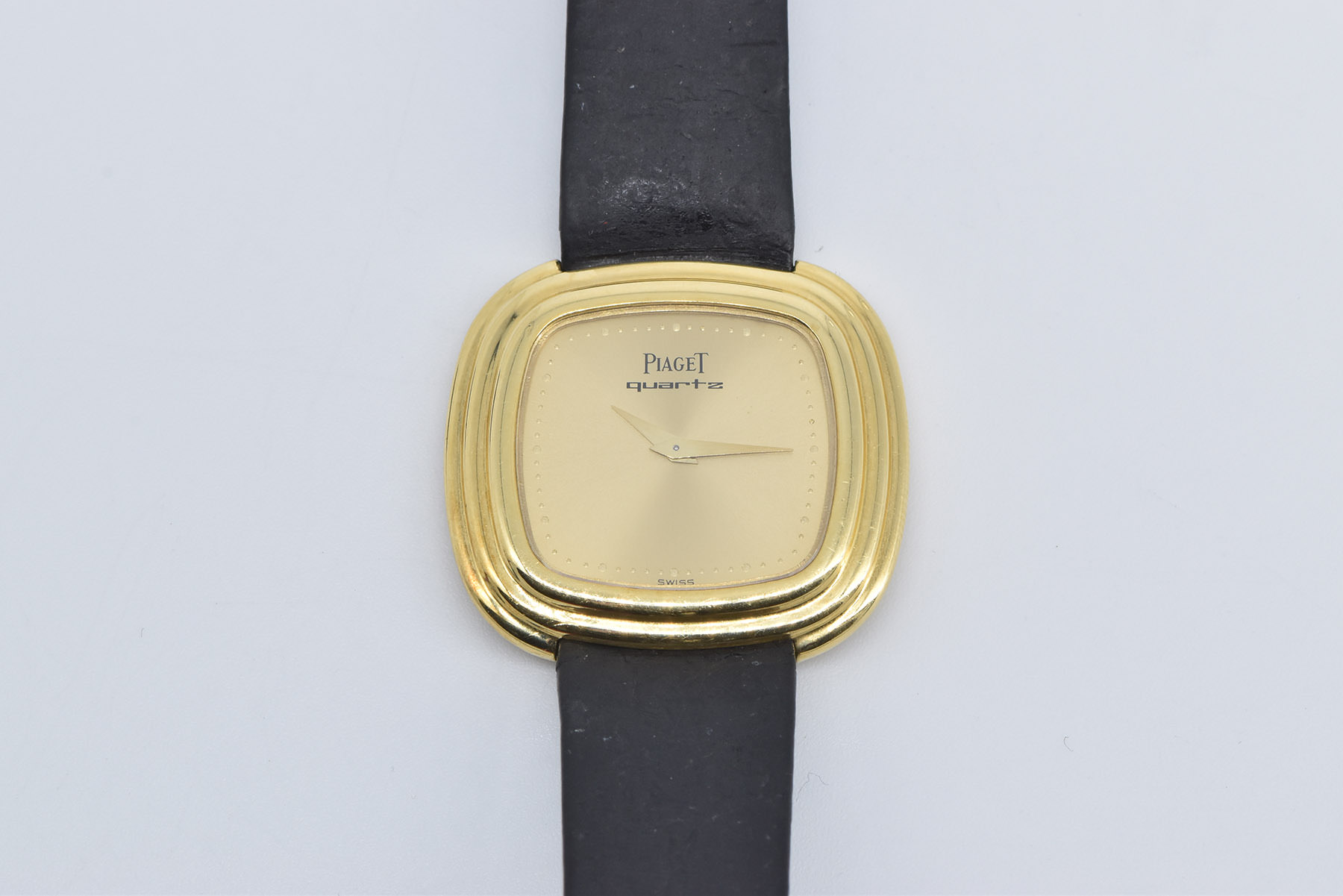 18k Gold Vintage Piaget Ref 75101 Quartz Hidden Crown Watch - Women's ...