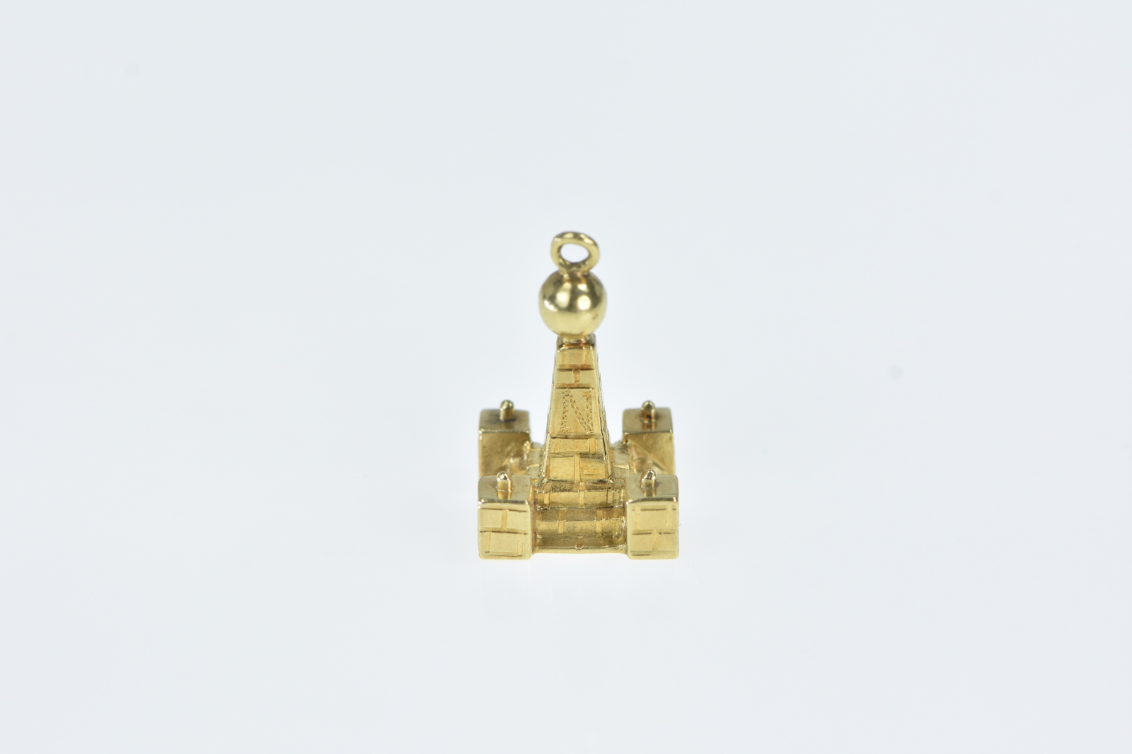 18K Pyramid Tower Vintage Statue Monument Yellow Gold Charm/Pendant ...