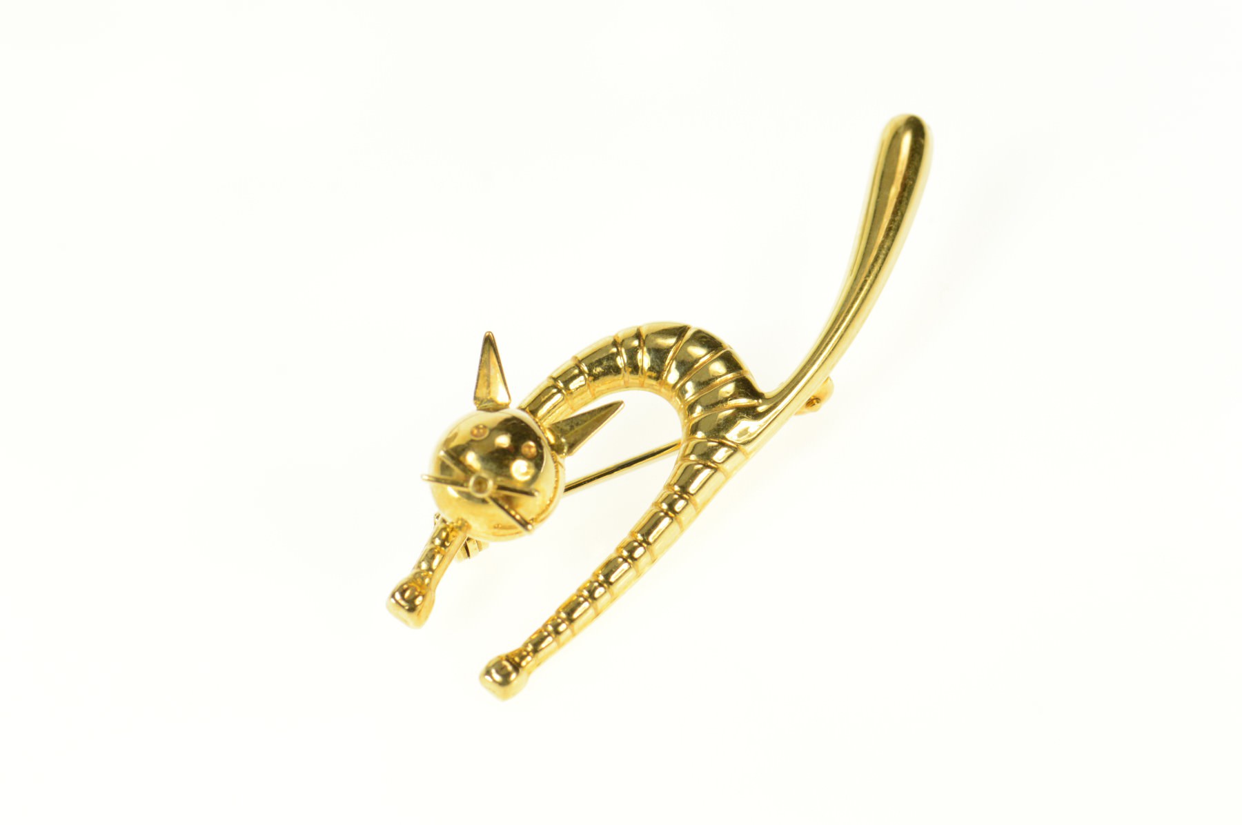18K Retro 1960's Arched Cat Stylized Halloween Yellow Gold Pin/Brooch ...