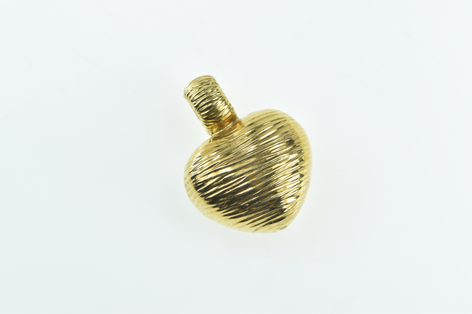 18K Roberto Coin Puffy Banded Heart Love Symbol Yellow Gold Pendant ...