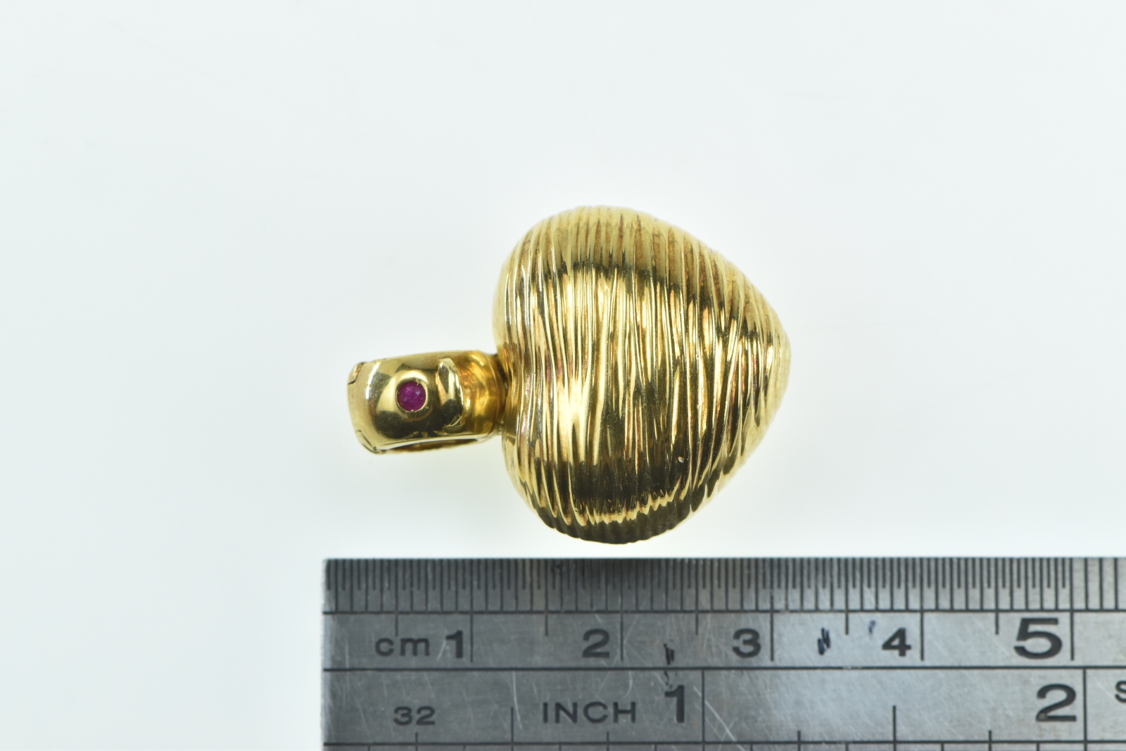 18K Roberto Coin Puffy Banded Heart Love Symbol Yellow Gold Pendant ...