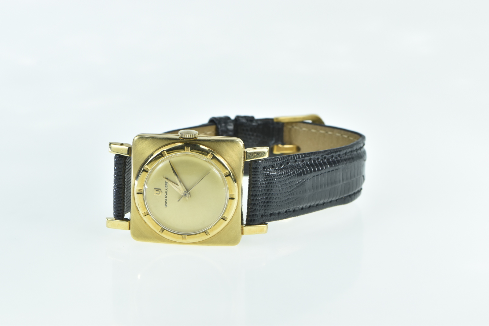 18K Universal Geneve Squared Vintage Watch - Men's | Property Room