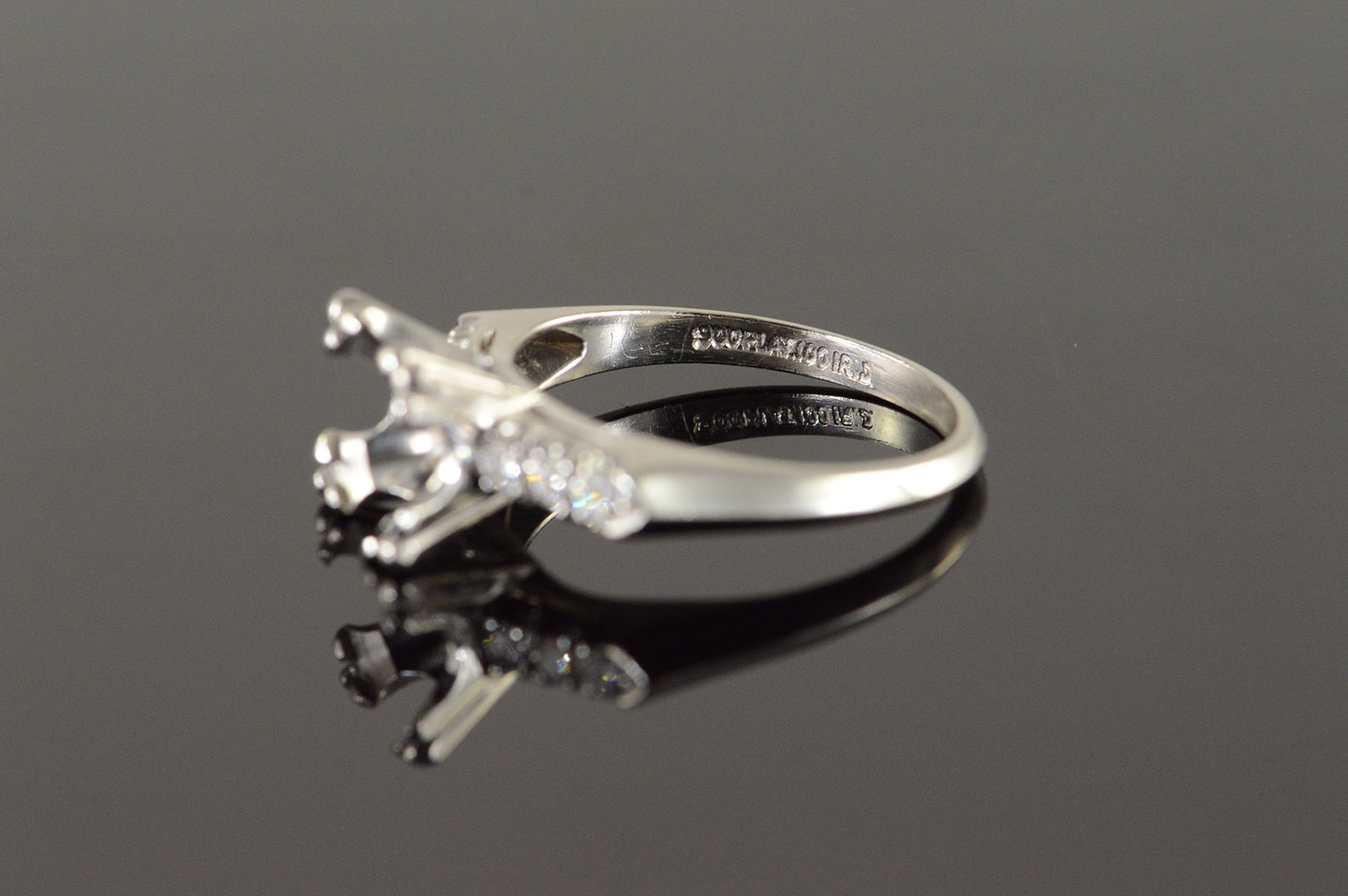 5.7g Platinum 8.5mm 0.20 CTW Antique Setting Mounting Engagement Ring ...