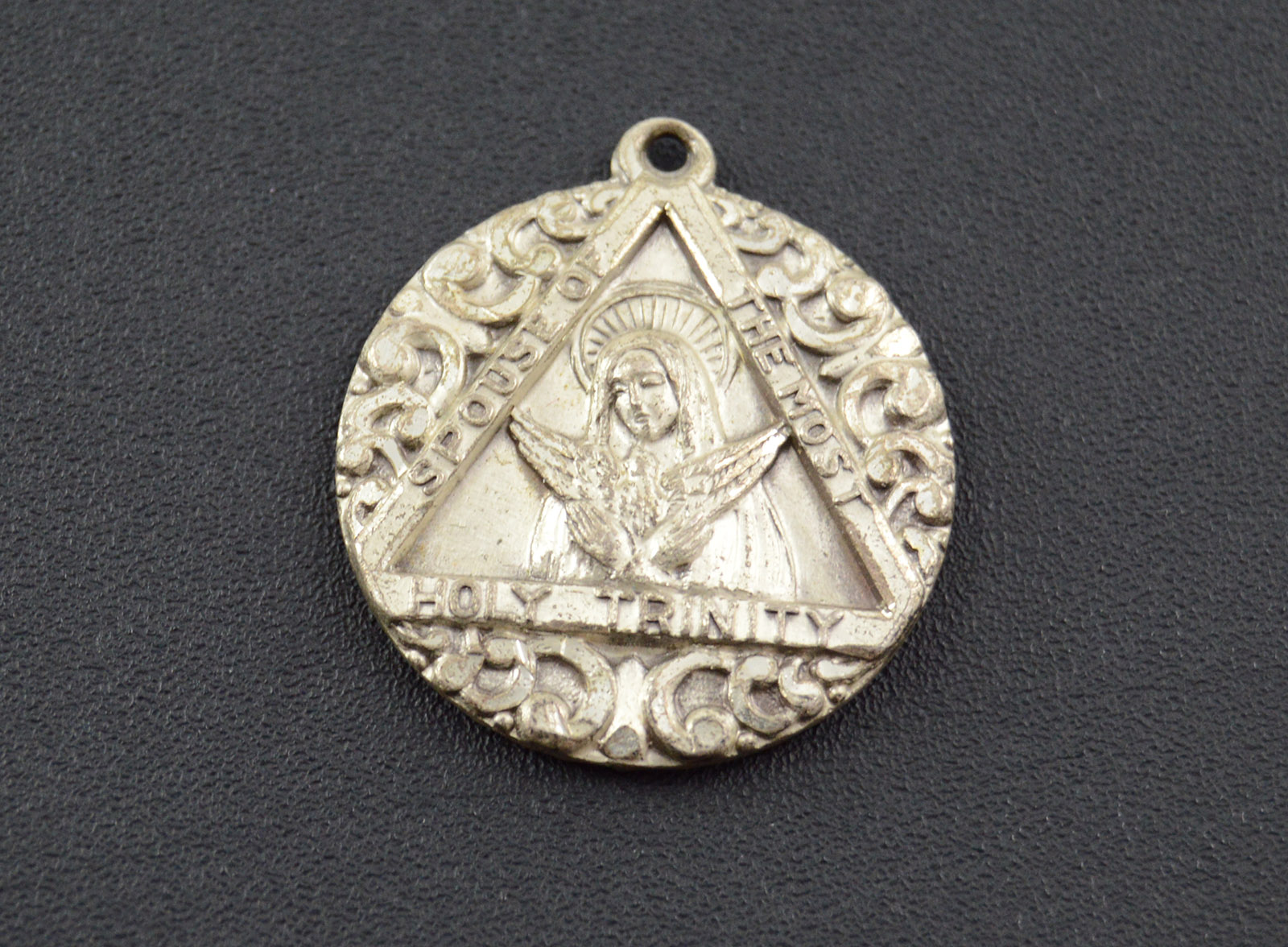 9.2g Solid Silver Reversible Holy Trinity Medallion Sterling Pendant ...