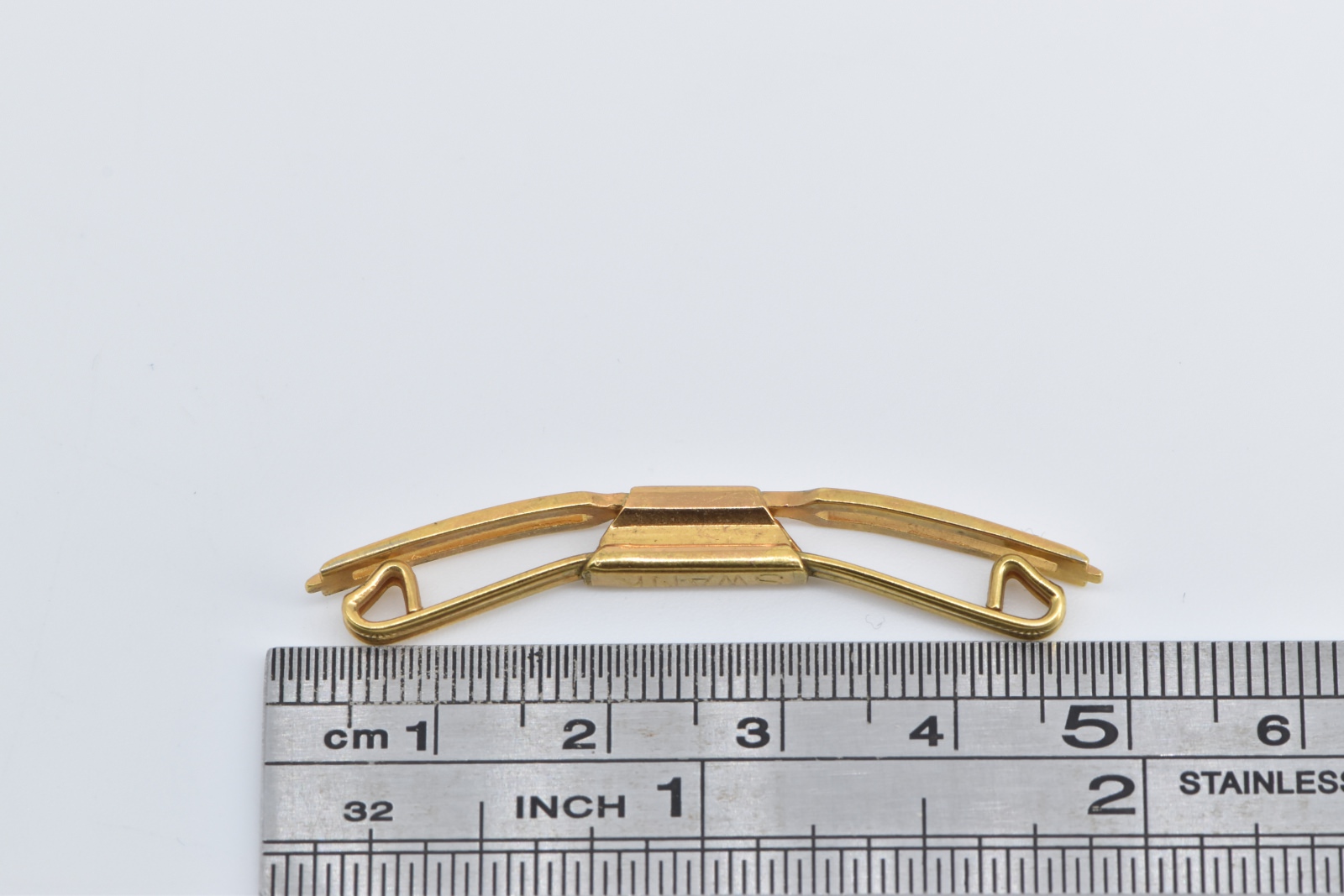Gold Plated Swank Vintage Curved Classic Men's Tie Bar | Property Room