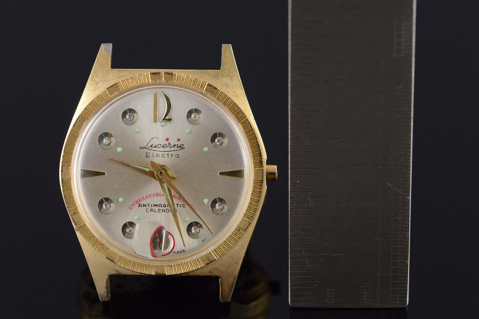 Lucerne Electra 32mm Parts Watch - Men's | Property Room