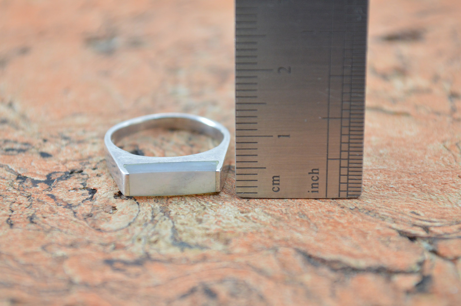 Modern Channel Set Mother of Pearl Ring Size 7.75 Sterling Silver 3.5g ...