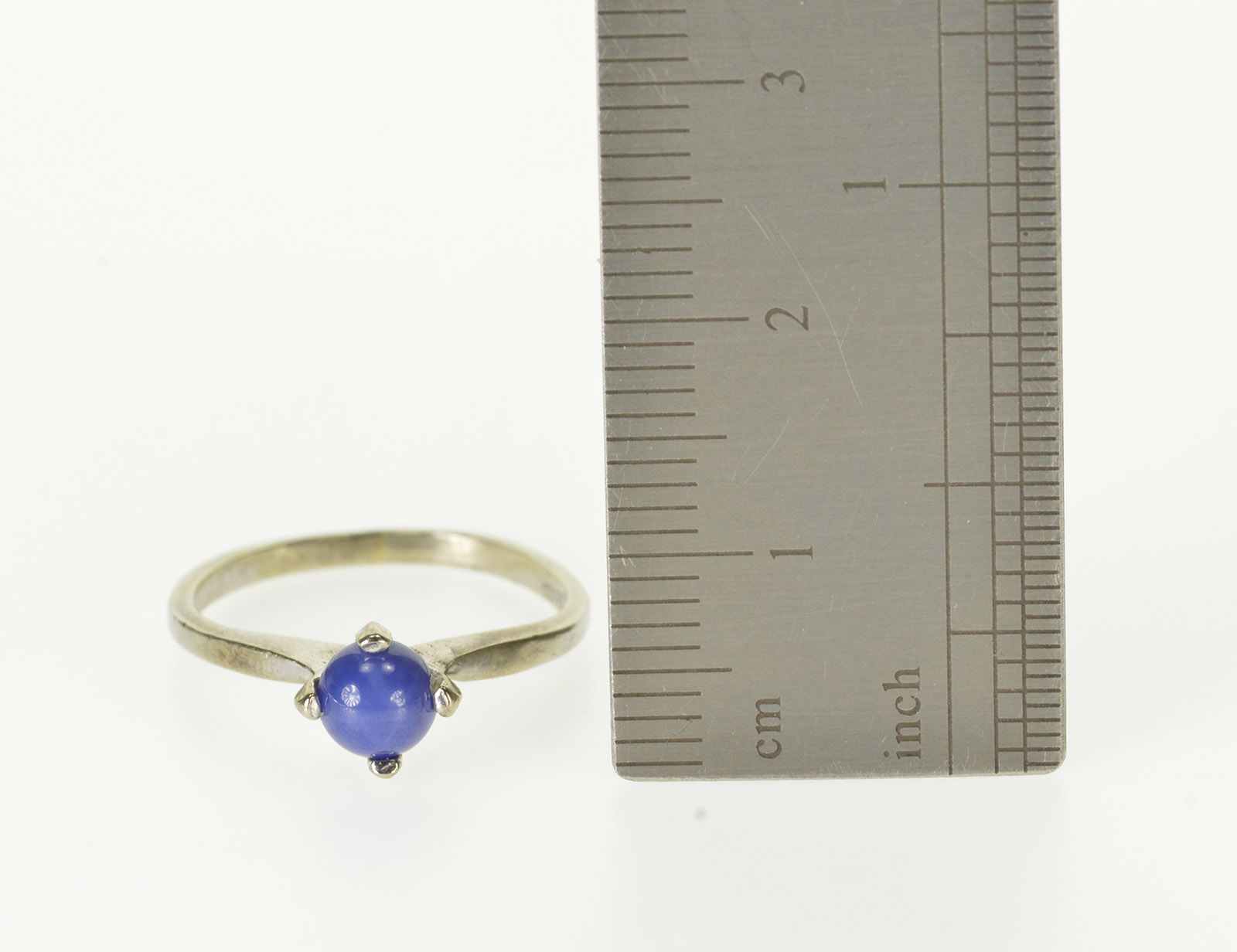 Starts @ Cost - 10K Star Sapphire* Round Peg Head Retro White Gold Ring ...